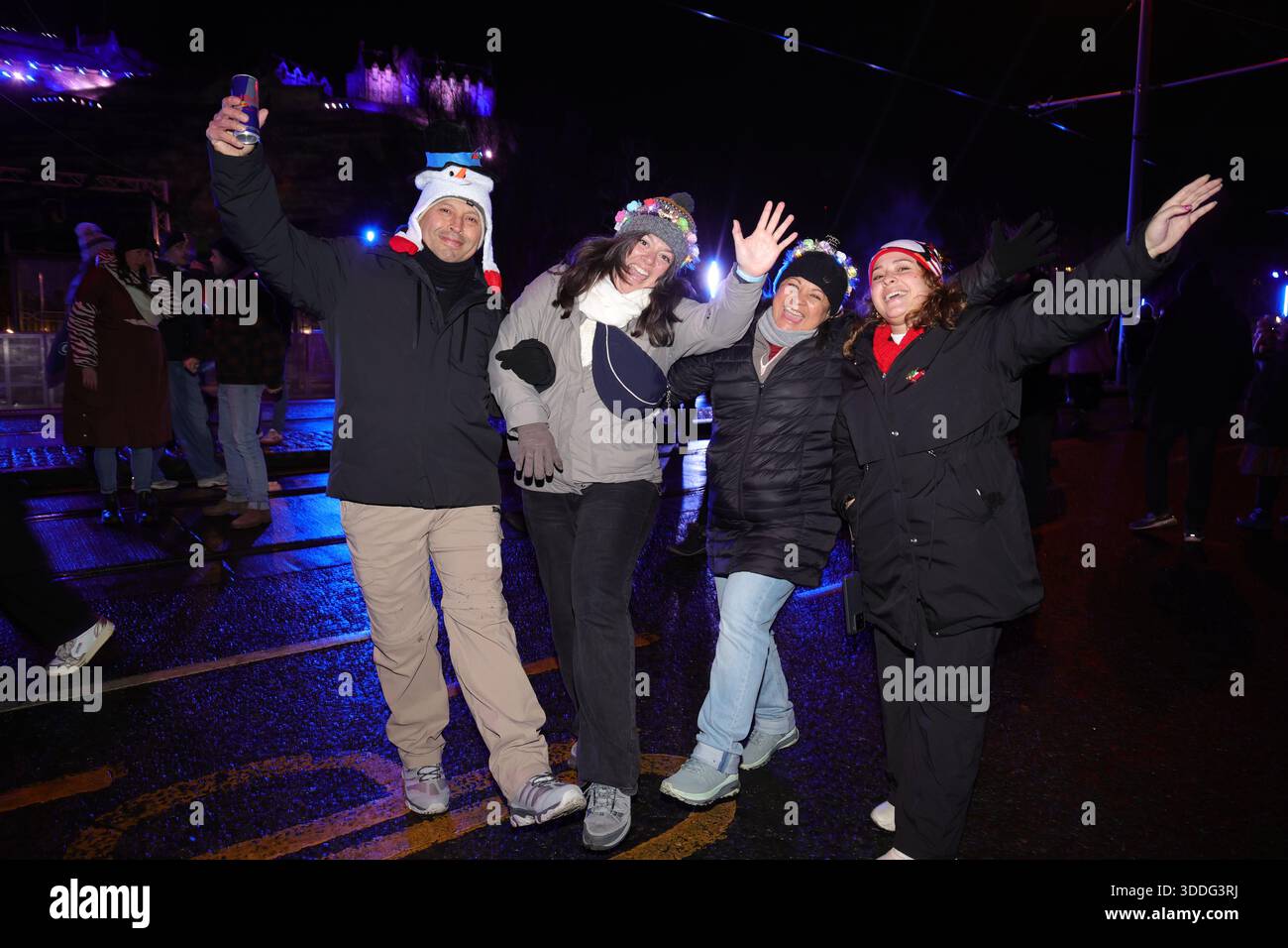 Revellers during the Hogmanay New Year celebrations in Edinburgh ...