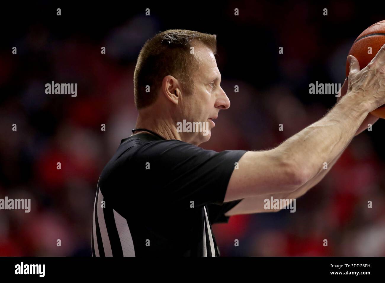 TUCSON, AZ - DECEMBER 29: Referee Greg Nixon during a men's basketball ...