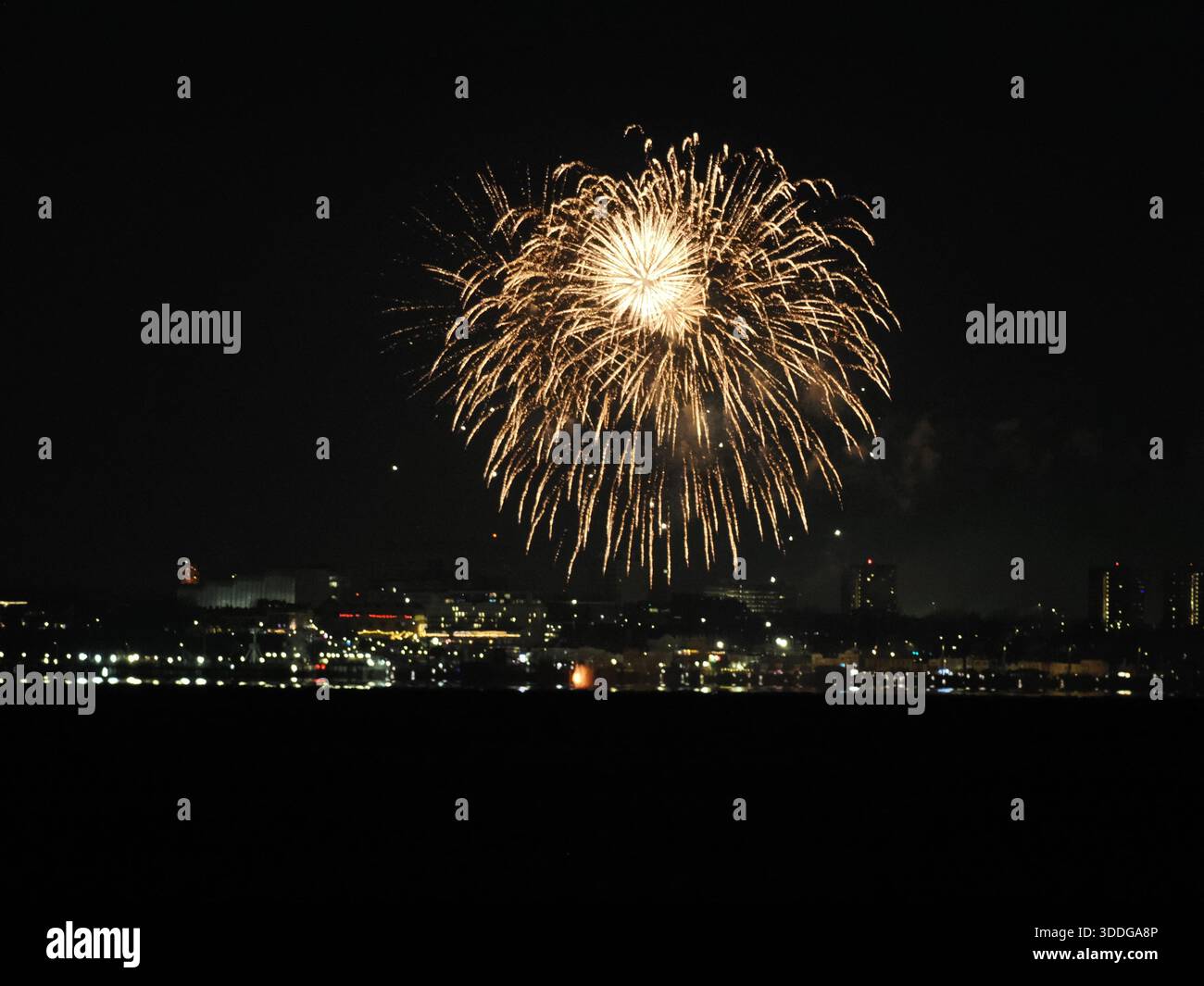 Sheerness, Kent, UK. 1st Jan, 2026. Southend-on-sea in Essex New Year's ...