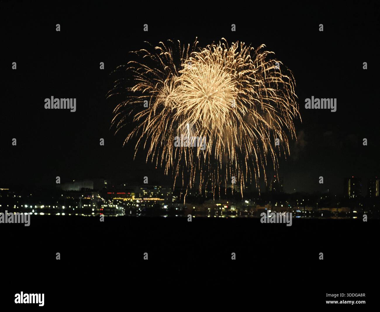 Sheerness, Kent, UK. 1st Jan, 2026. Southend-on-sea in Essex New Year's ...