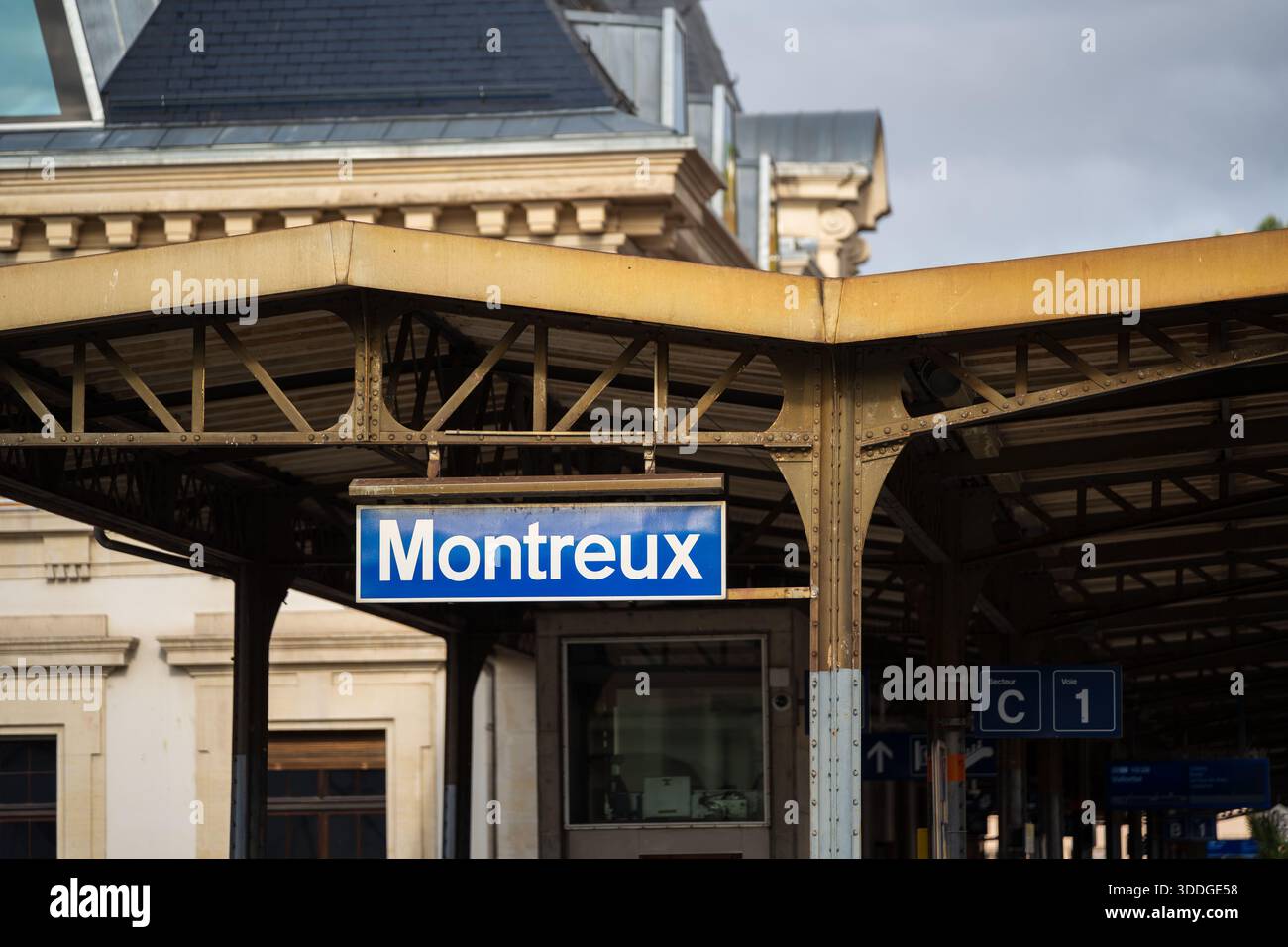 Montreux railway station platform sign and structure. Montreux, Canton ...
