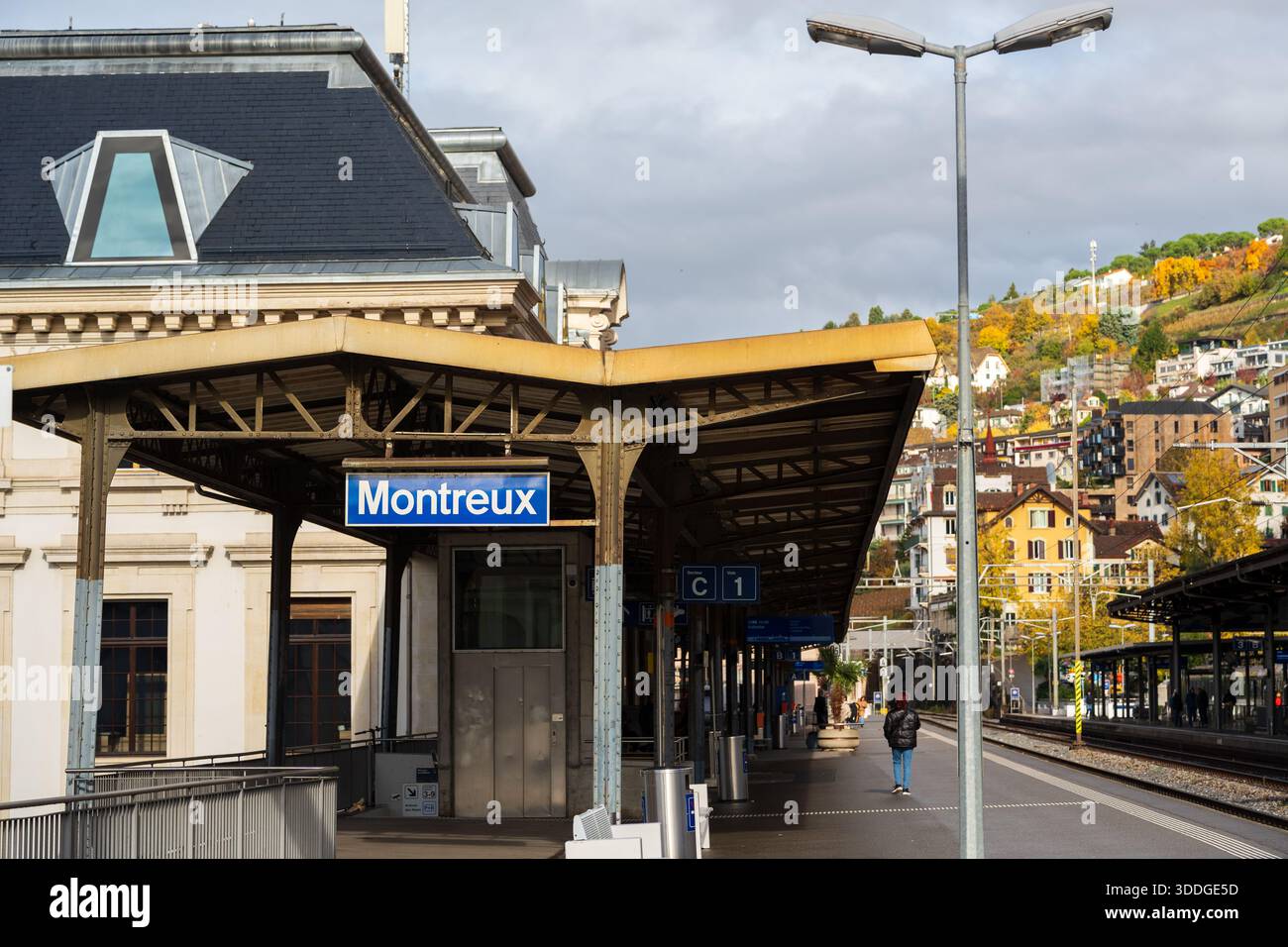Montreux railway station platform sign and structure. Montreux, Canton ...