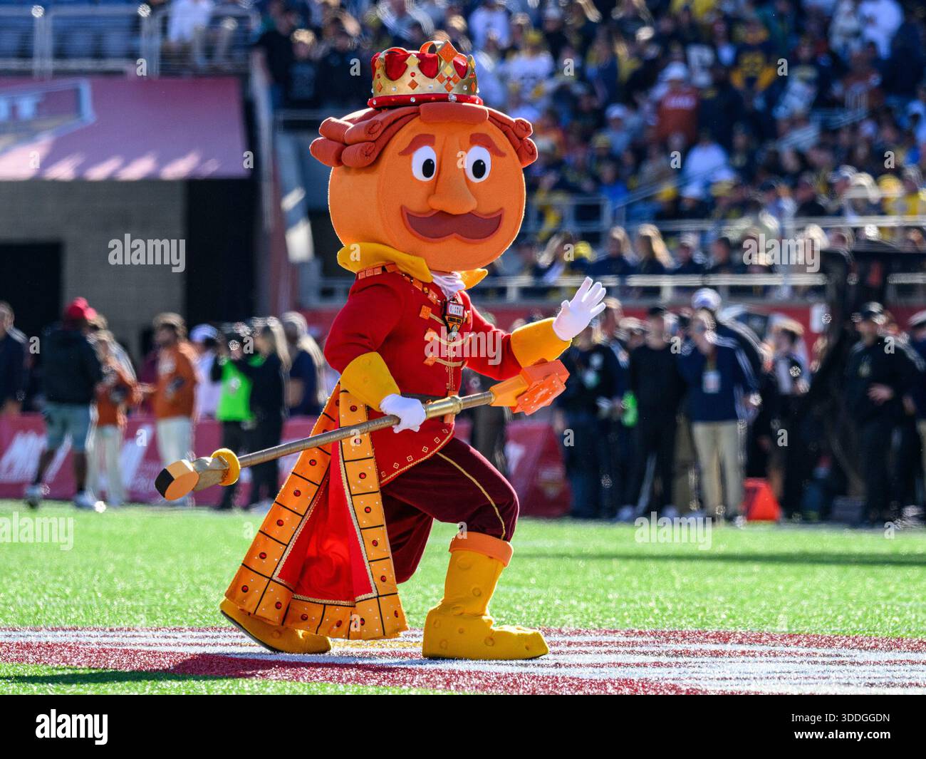 December 31, 2025: Cheez-It mascot Prince Cheddward performs before the ...