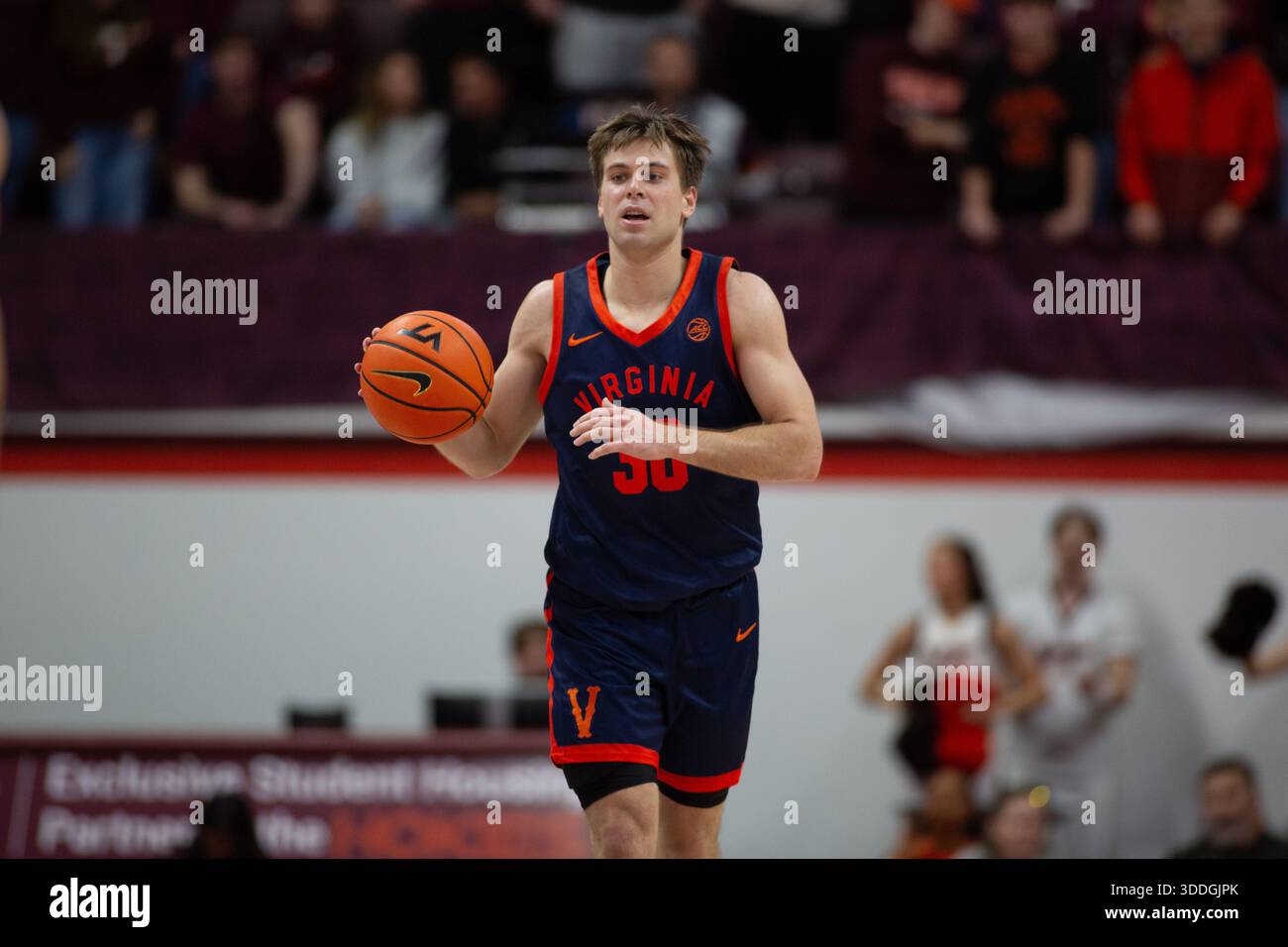 Virginia Cavaliers guard Dallin Hall (30) dribbles the ball at Cassell ...