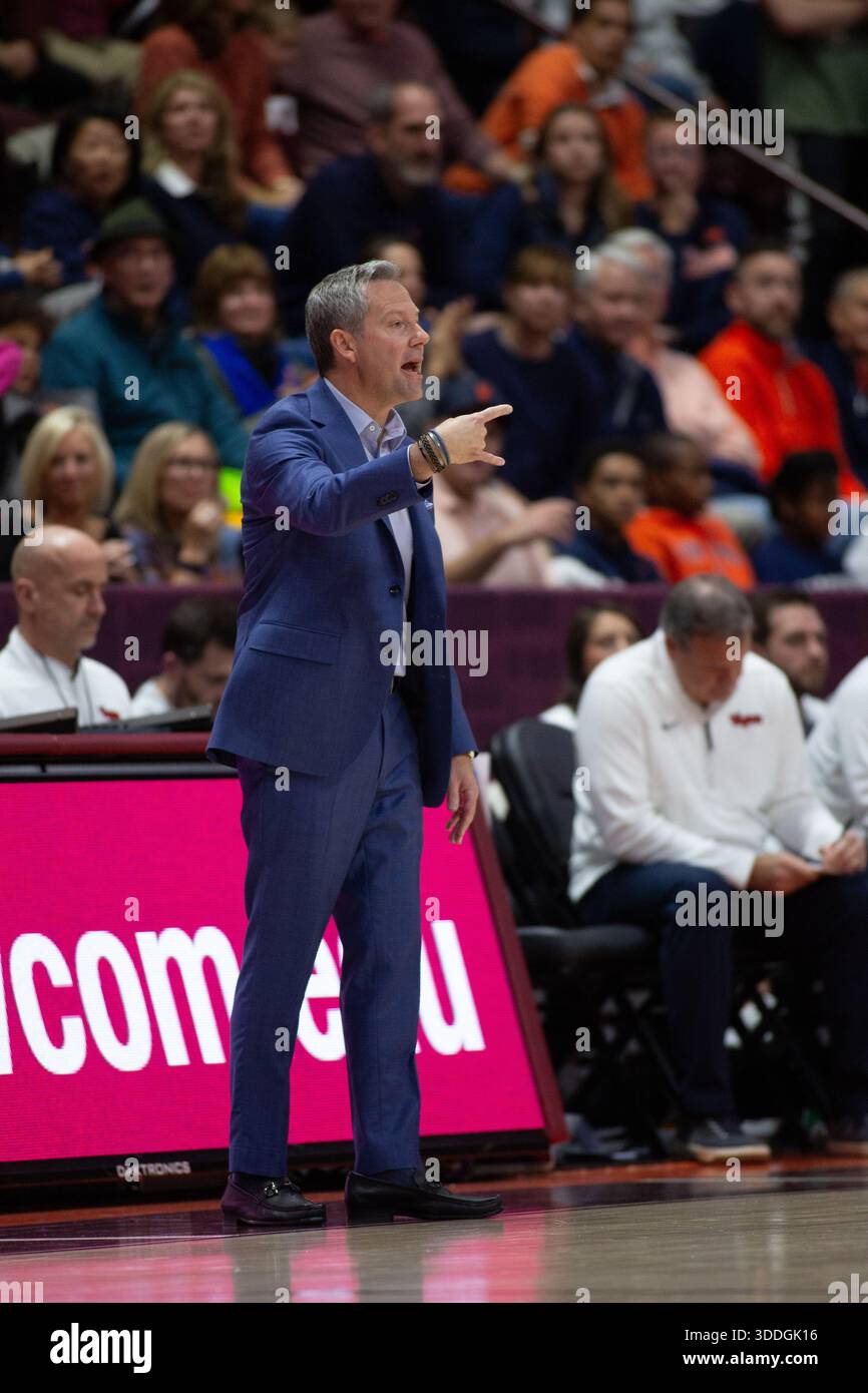 Virginia Cavaliers head coach Ryan Odom coaches at Cassell Coliseum in ...