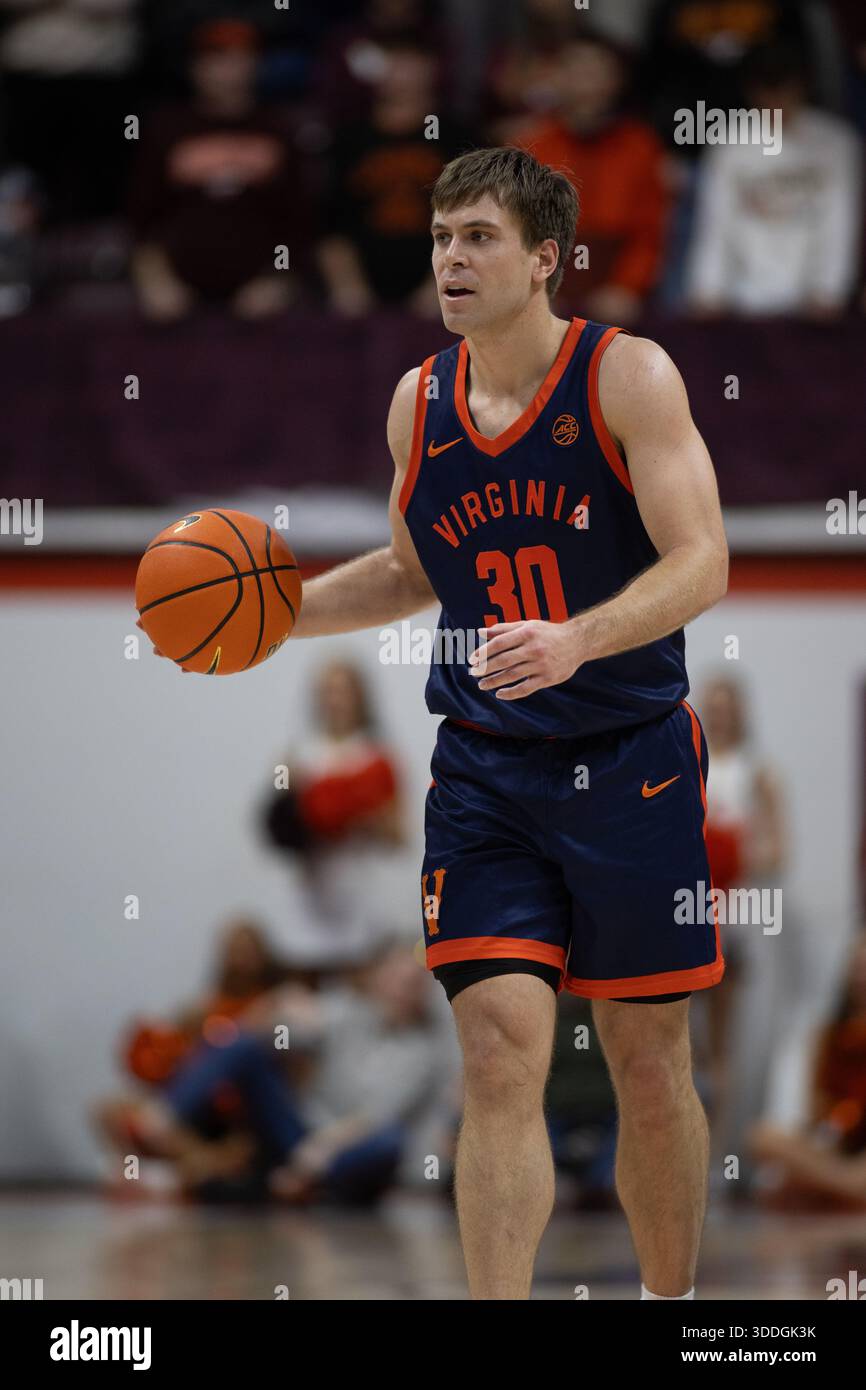 Virginia Cavaliers guard Dallin Hall (30) brings the ball up court at ...