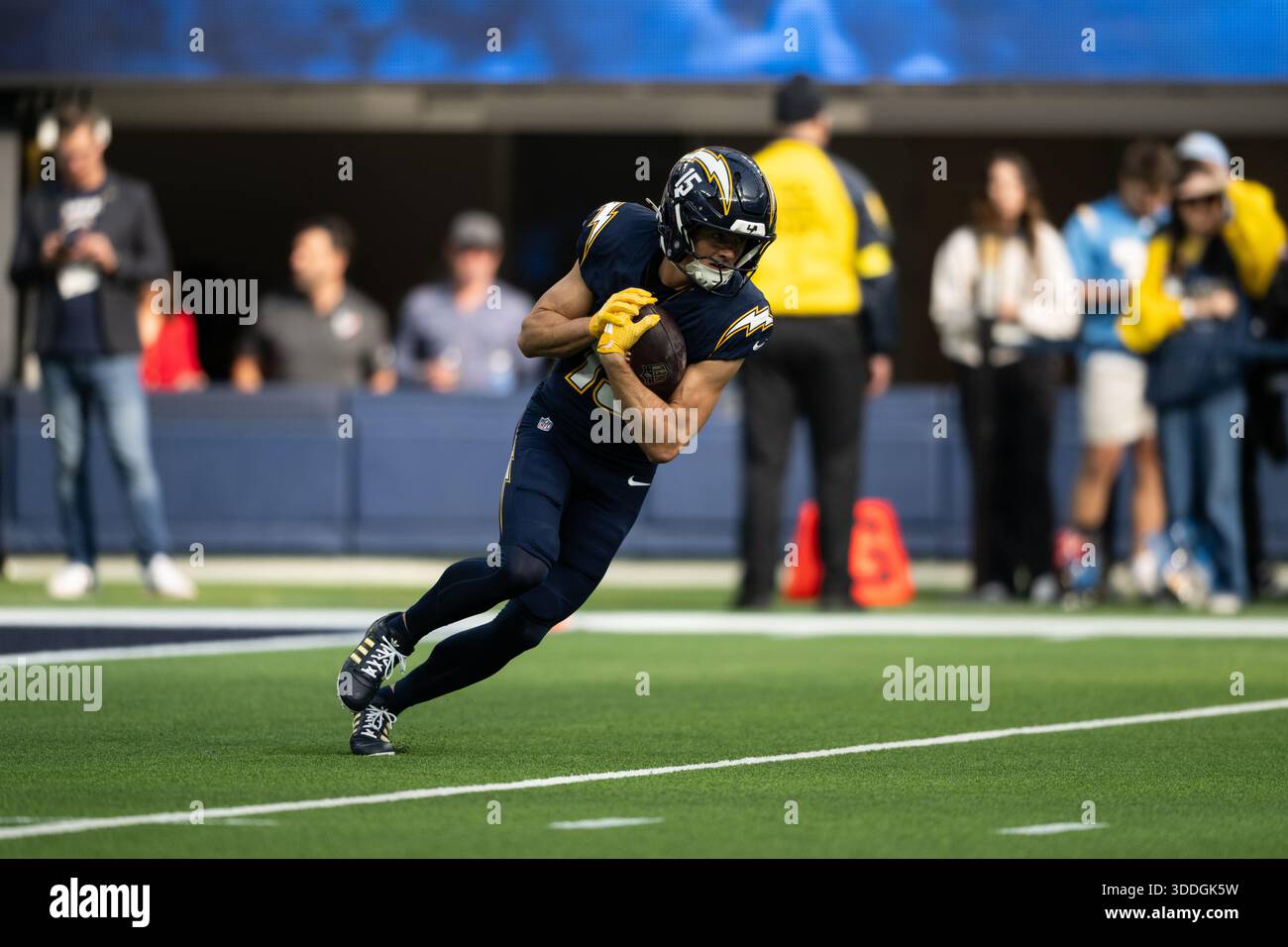 Los Angeles Chargers wide receiver Ladd McConkey (15) runs with the ...