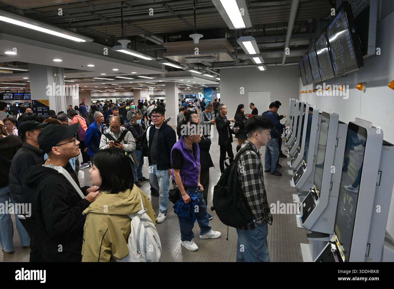 A general view showing the people buying lottery tickets at Sha Tin ...