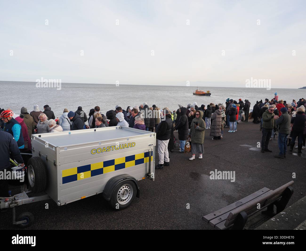 Minster on Sea, Kent, UK. 1st Jan, 2026. The annual New Year's Day swim ...