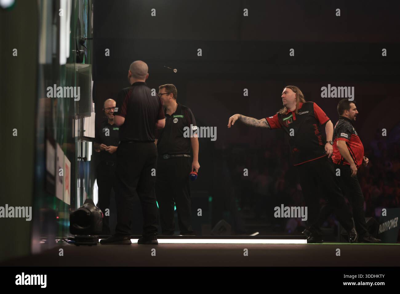 Paddy power world darts championship day eighteen alexandra hi-res ...