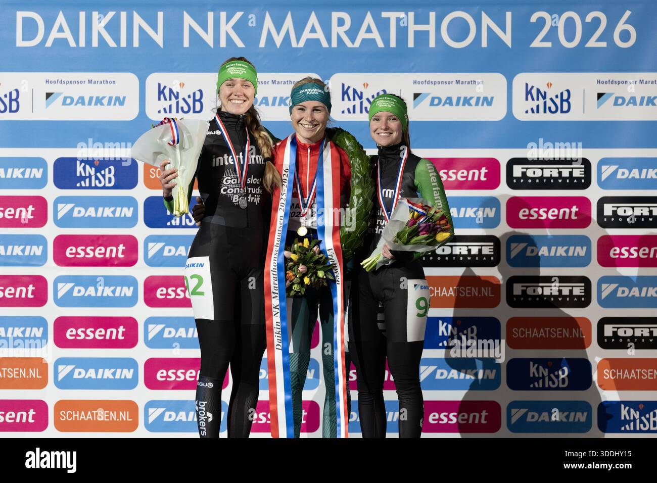 HEERENVEEN - Winner Marijke Groenewoud among Kim Talsma (L) (second ...