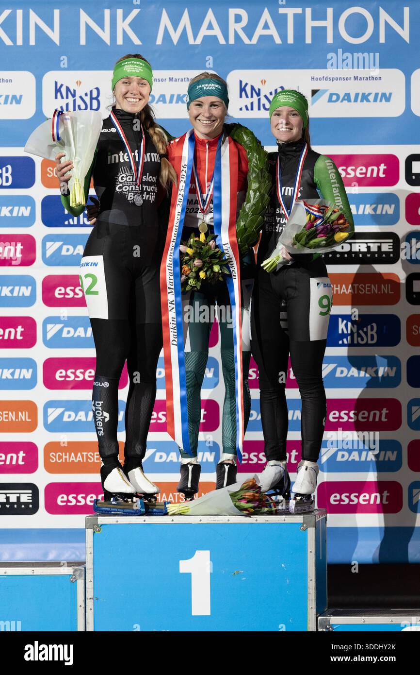 HEERENVEEN - Winner Marijke Groenewoud among Kim Talsma (L) (second ...