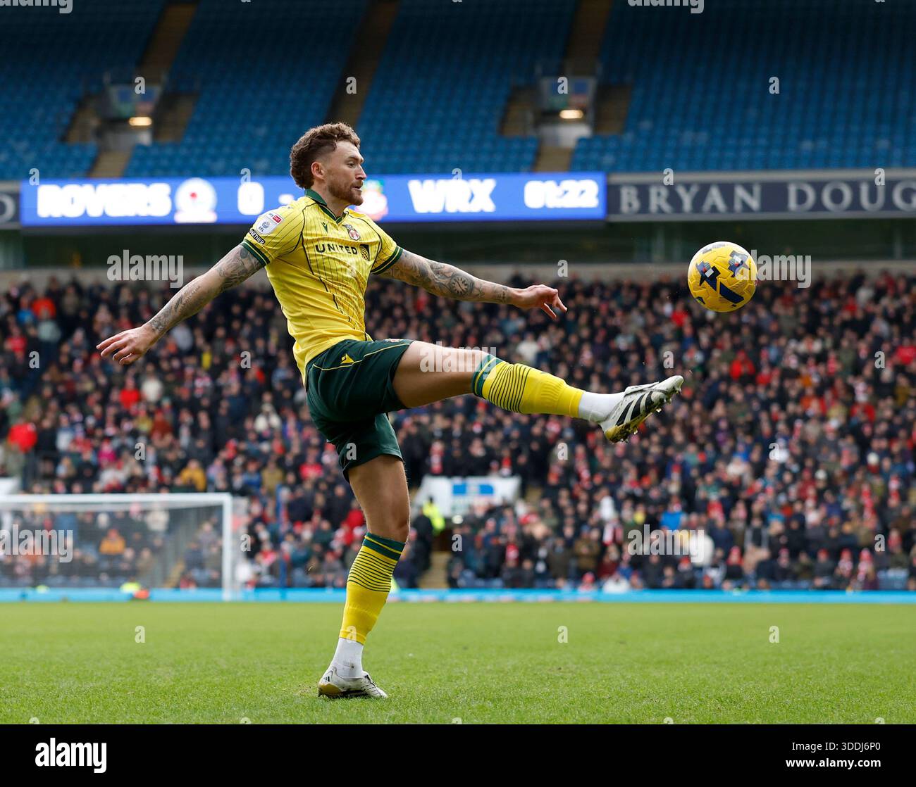 Wrexham's Dan Scarr in action during the Sky Bet Championship match at ...