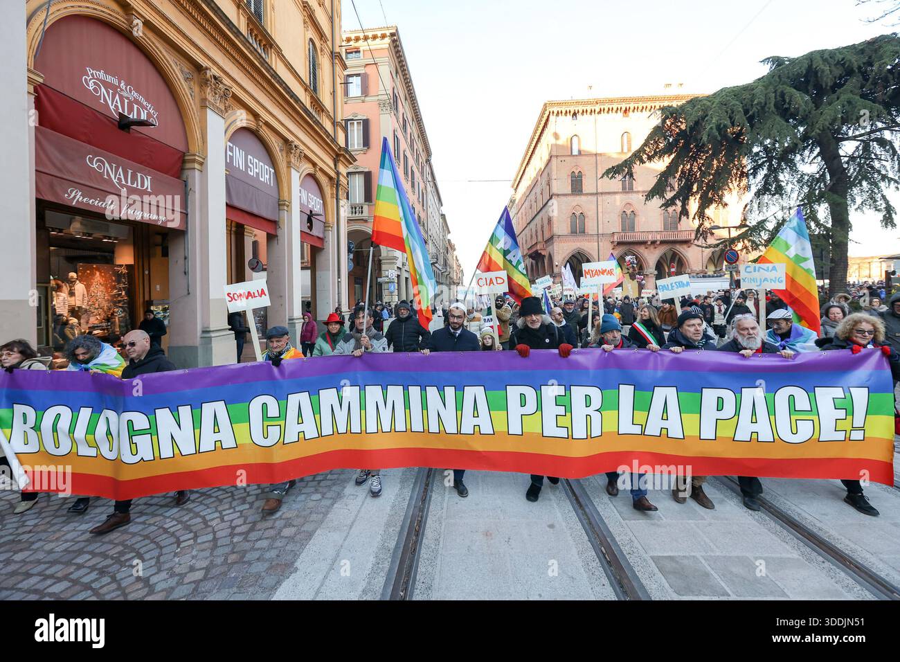 01 GEN 2026BO - Corteo per la Pace, contro tutte le guerre participano ...