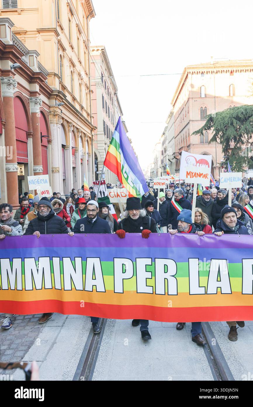 01 GEN 2026BO - Corteo per la Pace, contro tutte le guerre participano ...