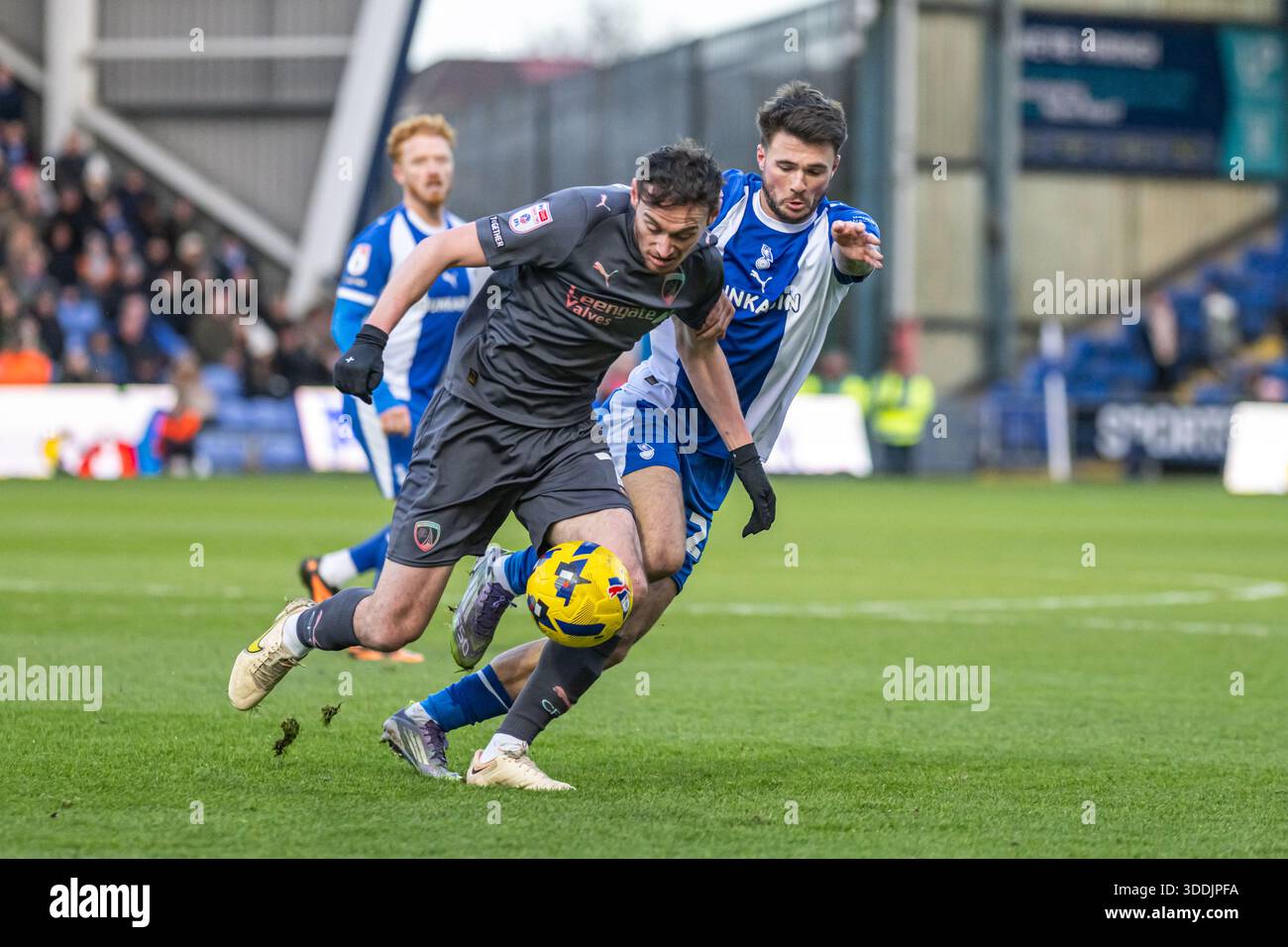Liam Mandeville of Chesterfield and Jamie Robson of Oldham Athletic ...