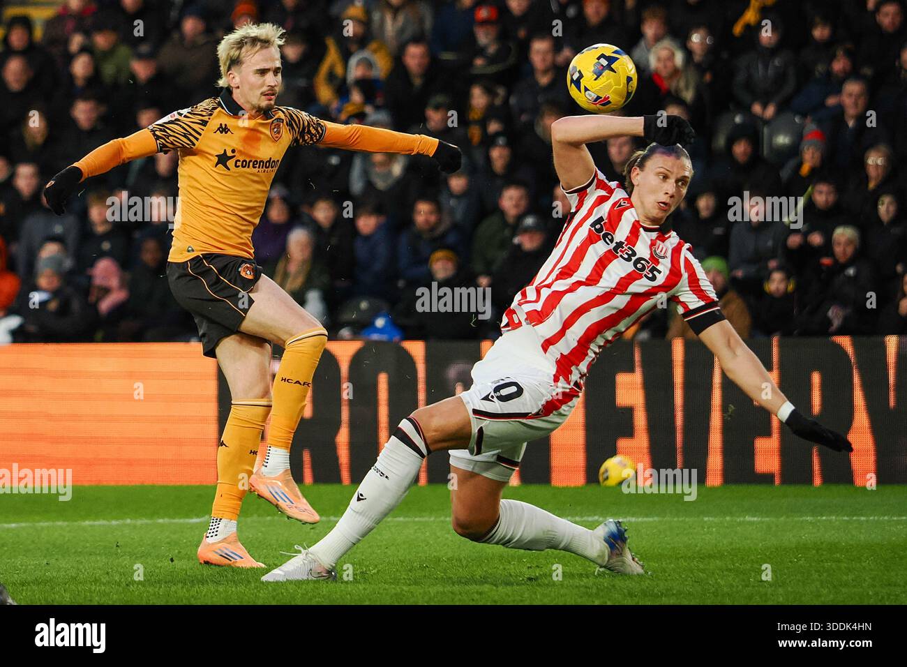 Hull, United Kingdom . 1 January, 2026. Pictured left to right, Liam ...