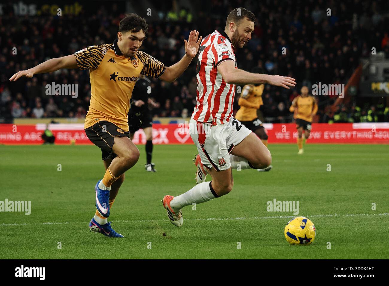 Hull, United Kingdom . 1 January, 2026. Pictured left to right, Kyle ...