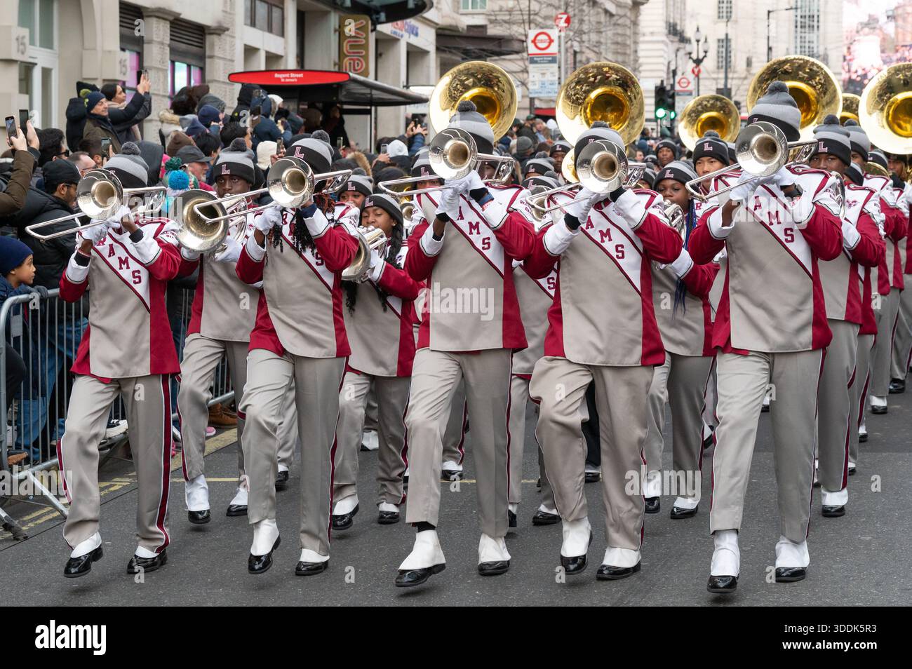 Members of a US high school marching bandseen during the parade ...