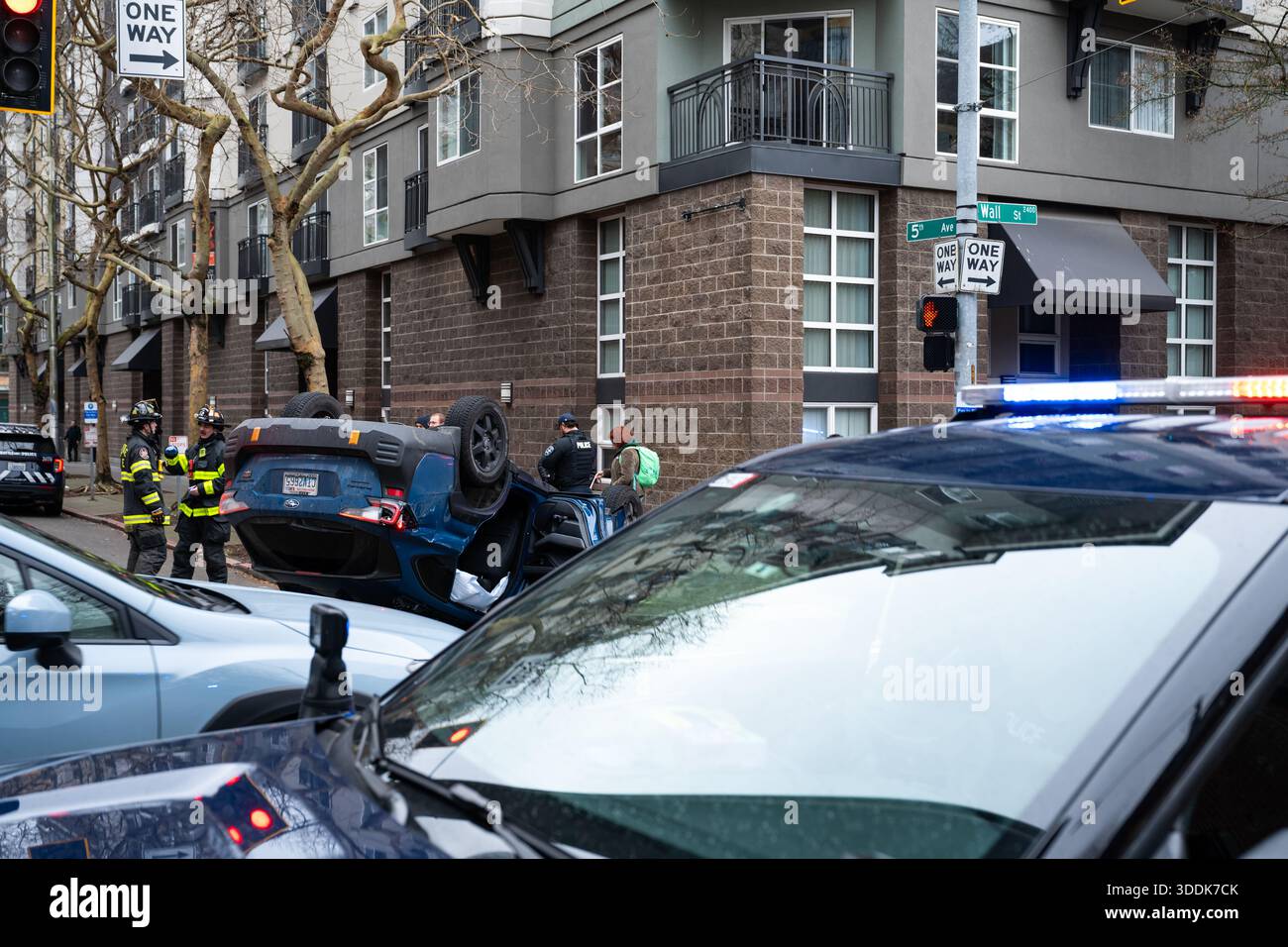 Seattle, USA. 1st Jan, 2026. Seattle auto accident 5th and Wall, no ...