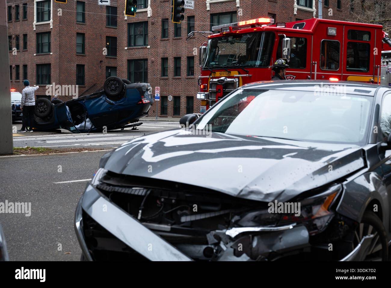 Seattle, USA. 1st Jan, 2026. Seattle auto accident 5th and Wall, no ...