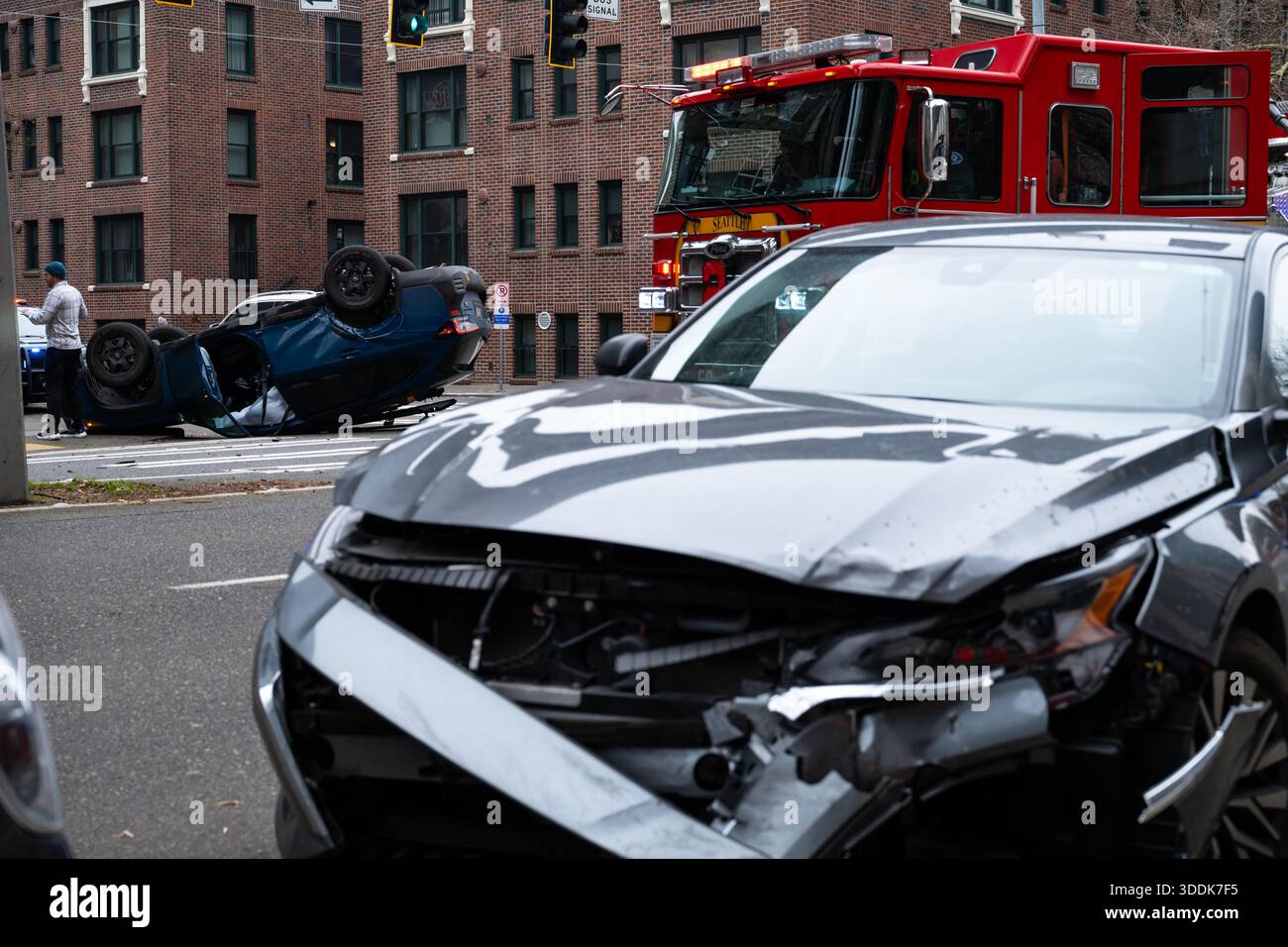 Seattle, USA. 1st Jan, 2026. Seattle auto accident 5th and Wall, no ...