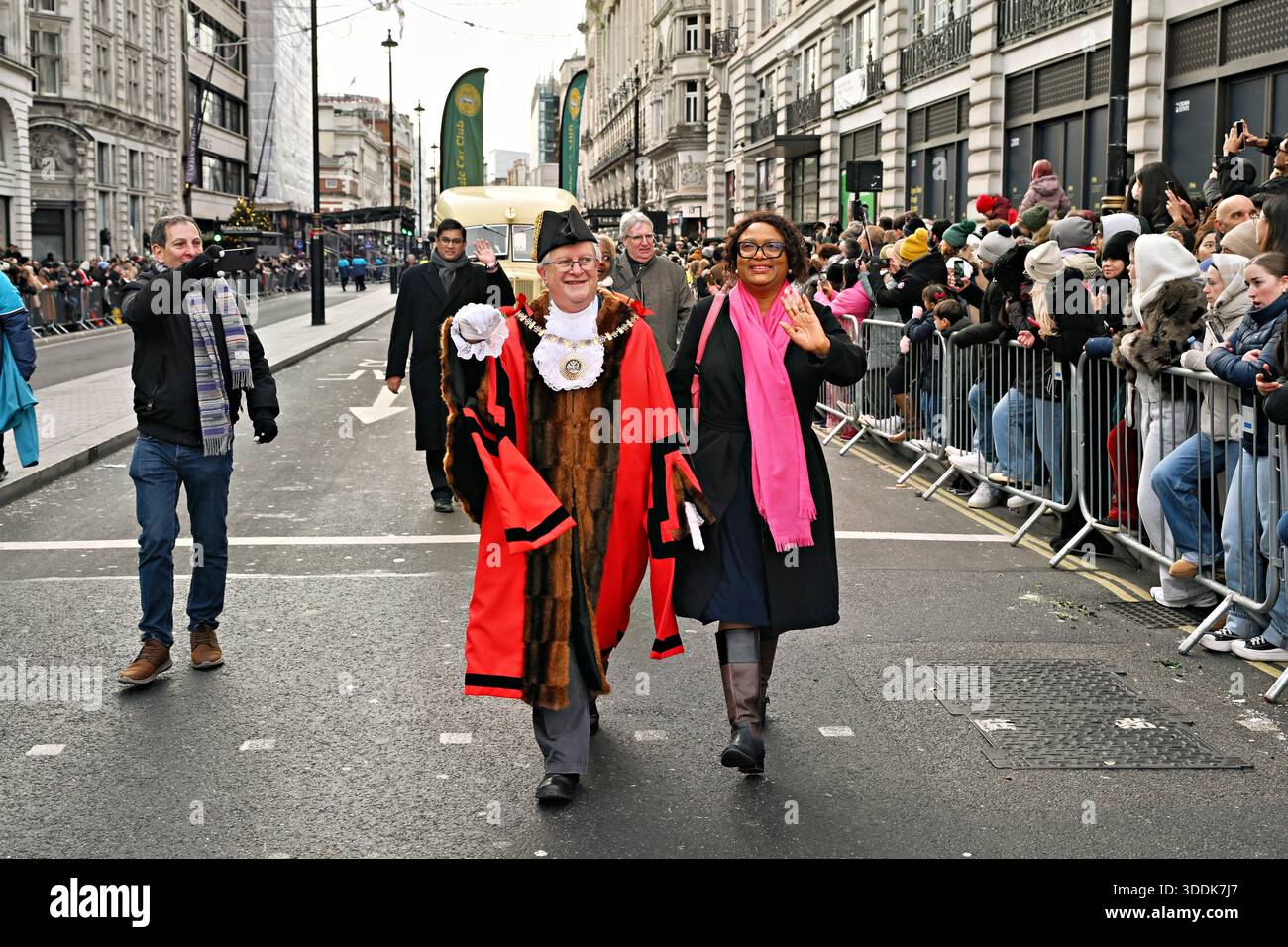 London, England, 1st January 2026: Thousands attends the 2026 London ...