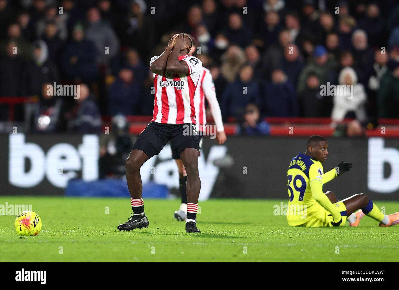 London, England, 1st January 2026. Michael Kayode of Brentford shows ...