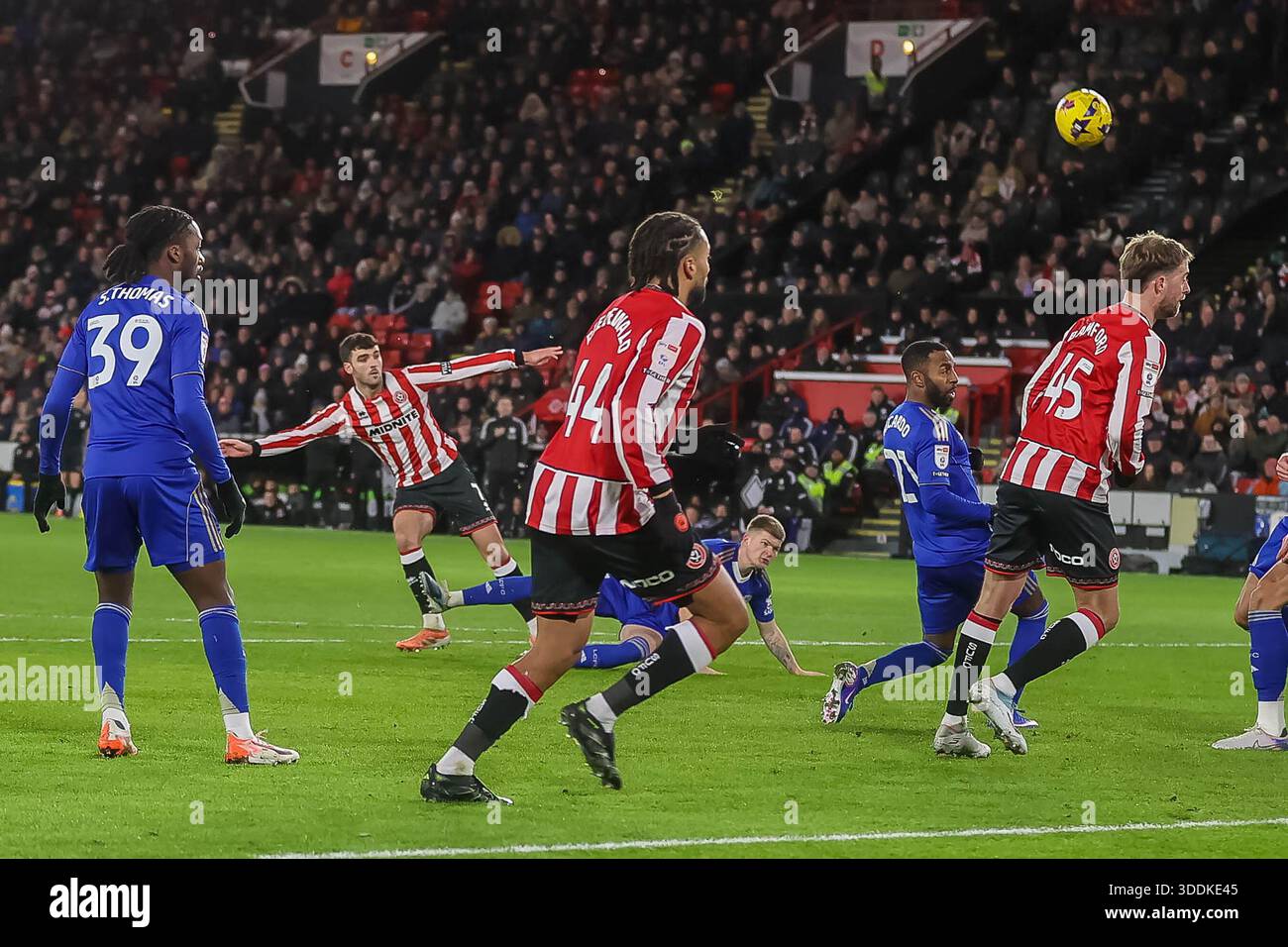 Tom Cannon shoots during the Sky Bet Championship match between ...