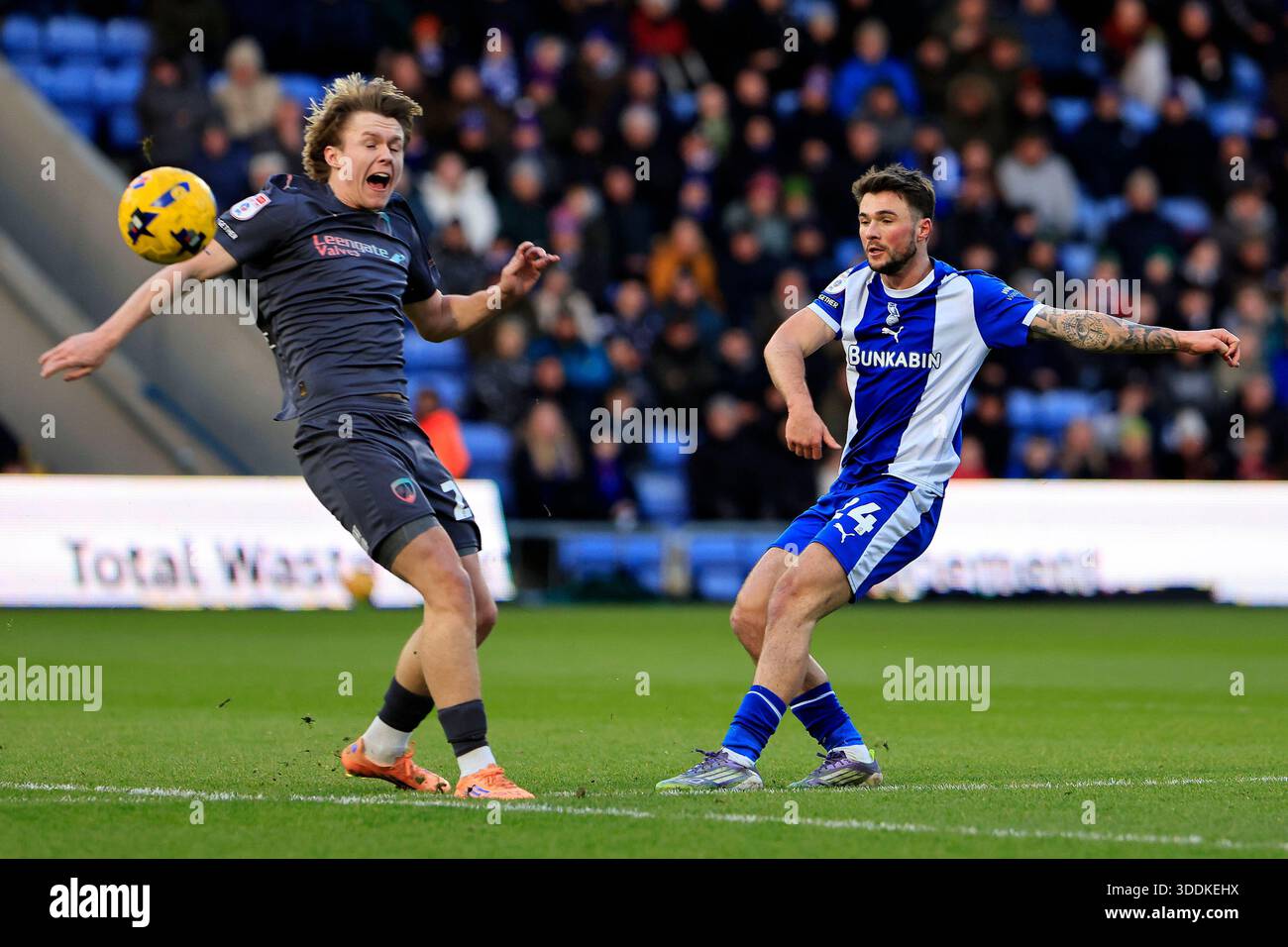 James berry of chesterfield football club hi-res stock photography and ...