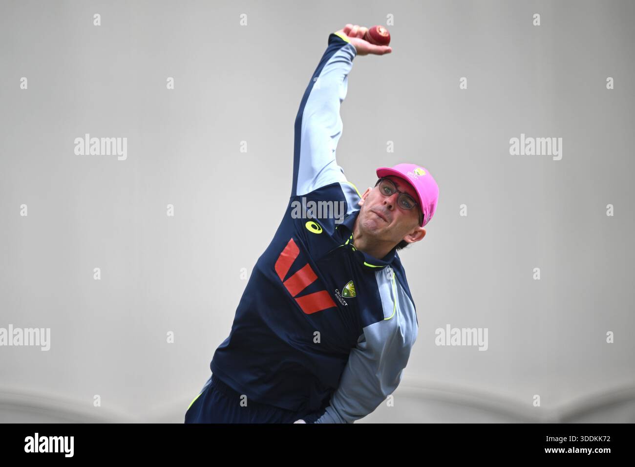 Todd Murphy bowls in the nets during an Australian Cricket team ...