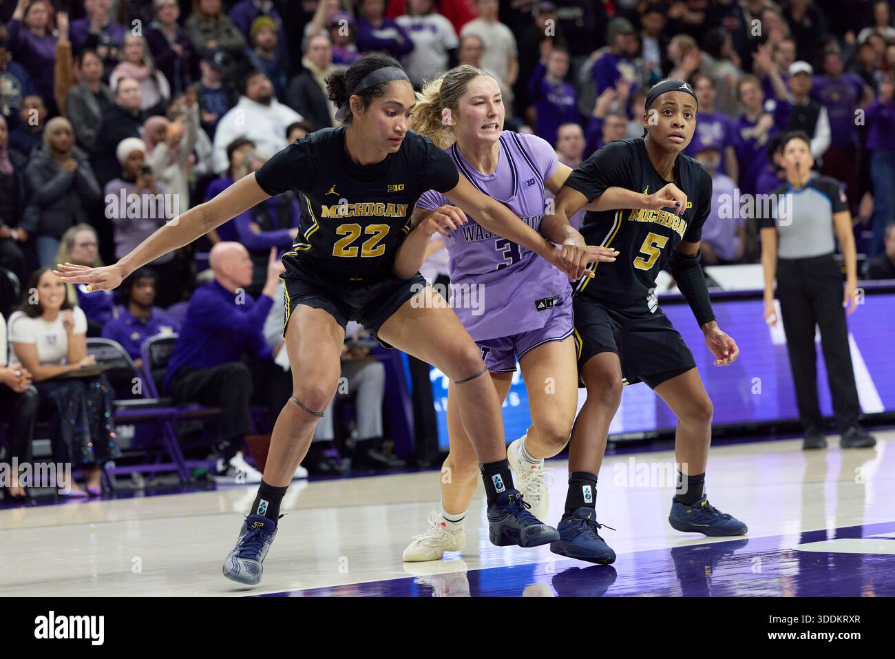 January 1, 2026, Seattle, Washington, USA: Washington guard DEVIN ...