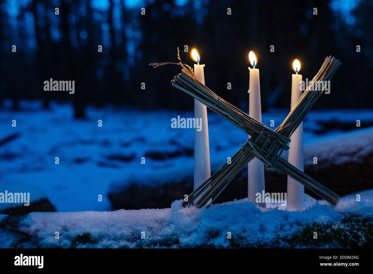 Saint Brigids Cross Irish pagan symbol with daisy of house blessing ...