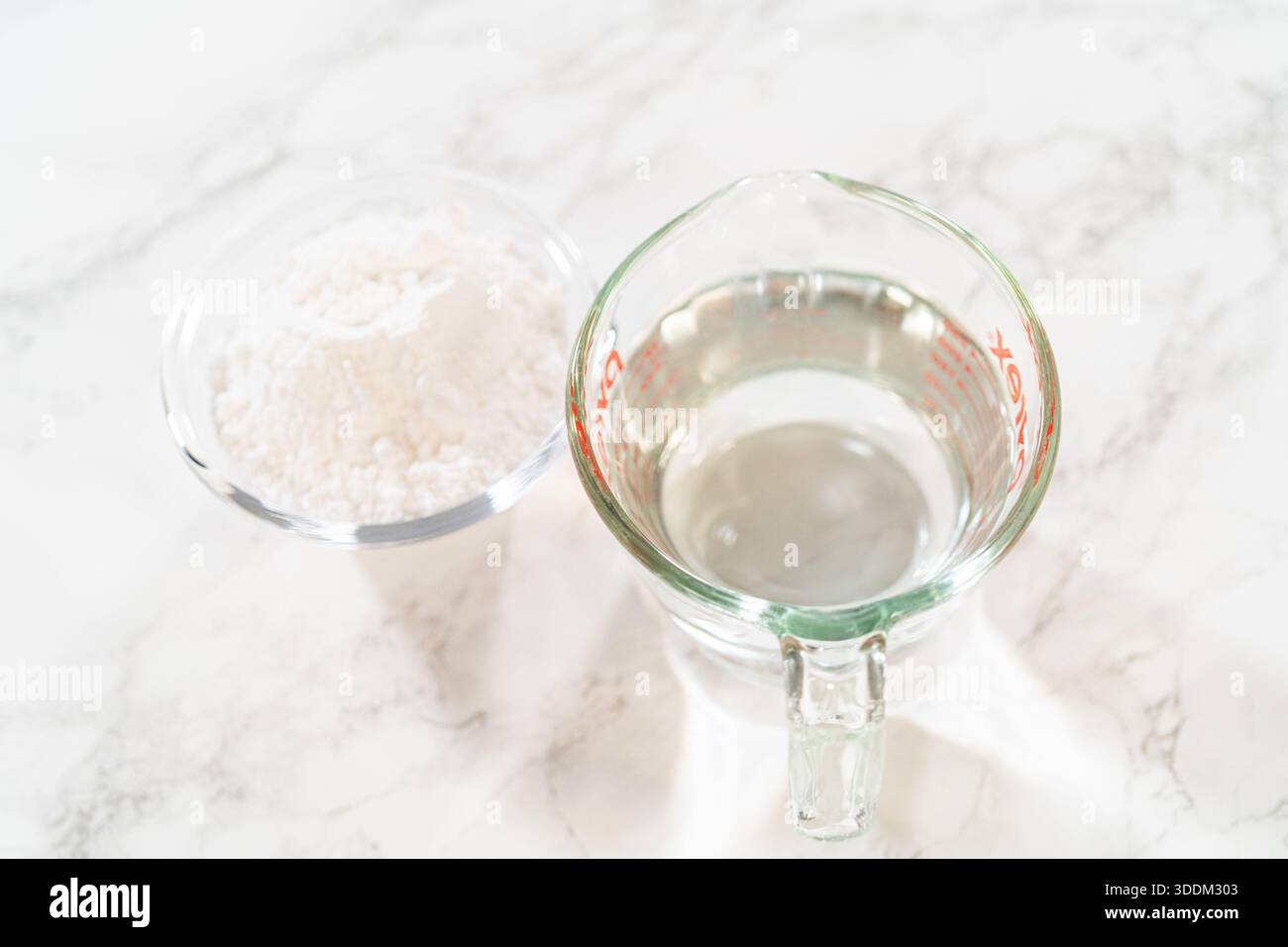 Clean food visuals hi-res stock photography and images - Alamy