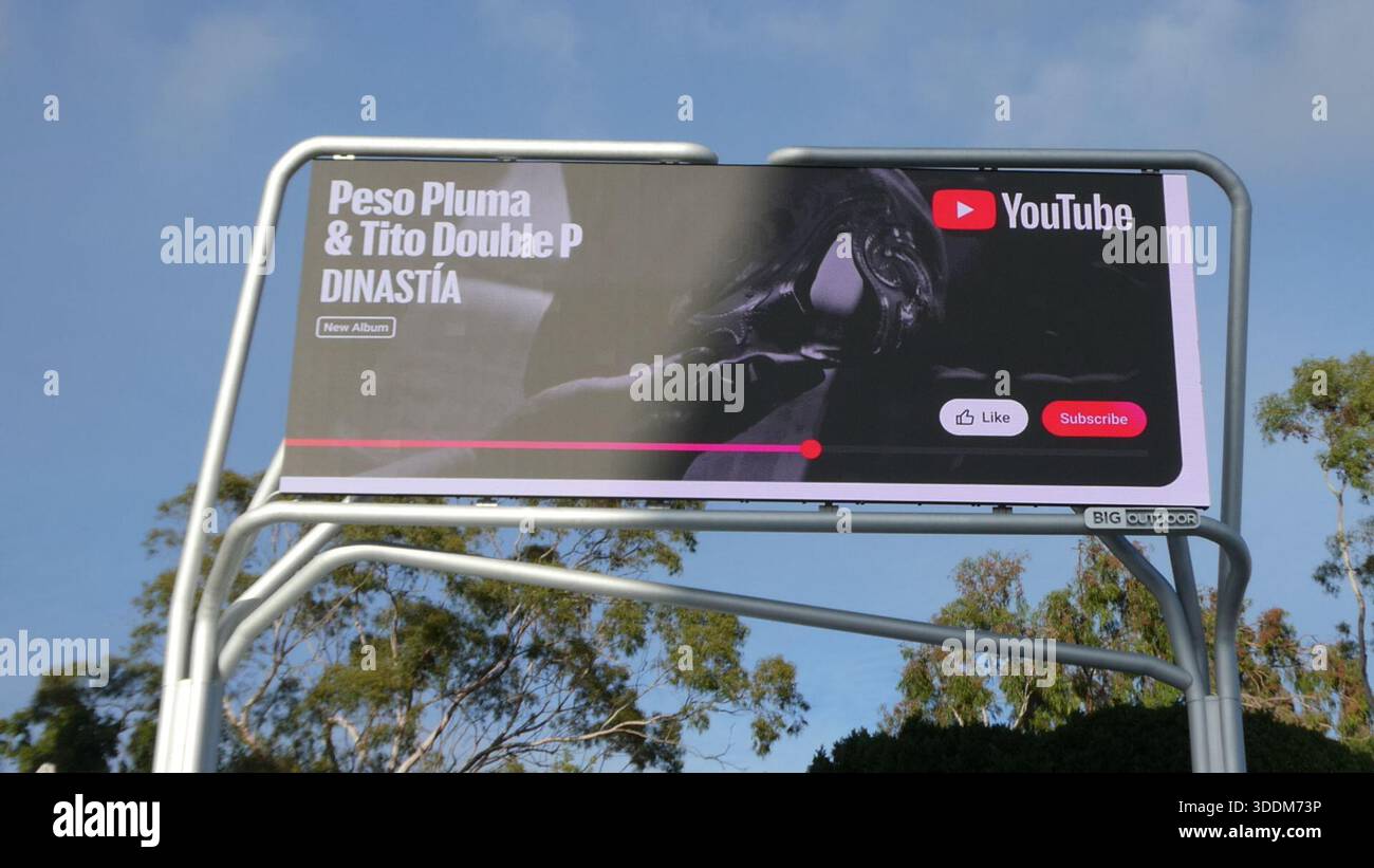 Peso pluma and tito double p hi-res stock photography and images - Alamy