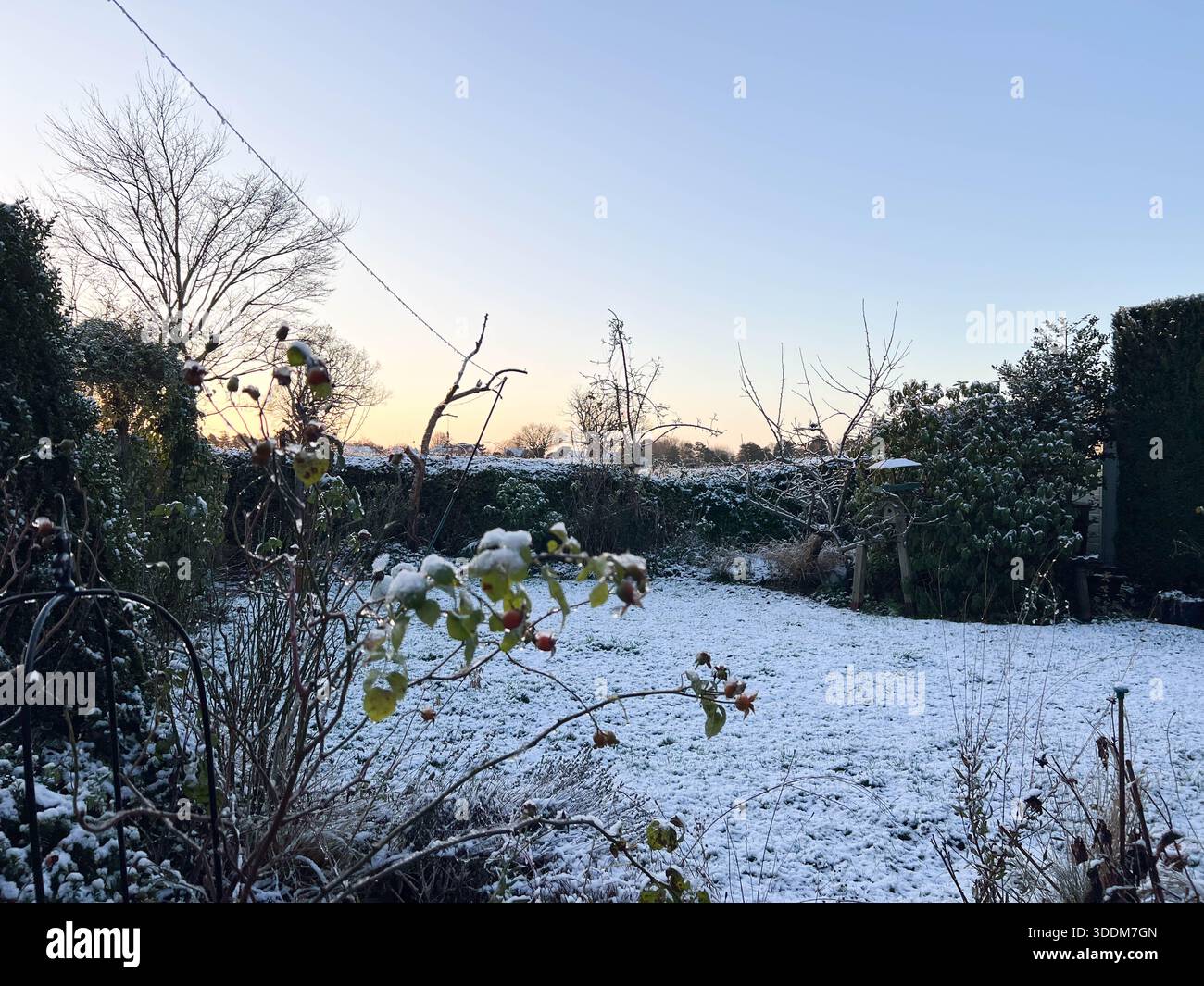 Wolverhampton, UK. January 2nd 2026. Residents in Wolverhampton wake up ...
