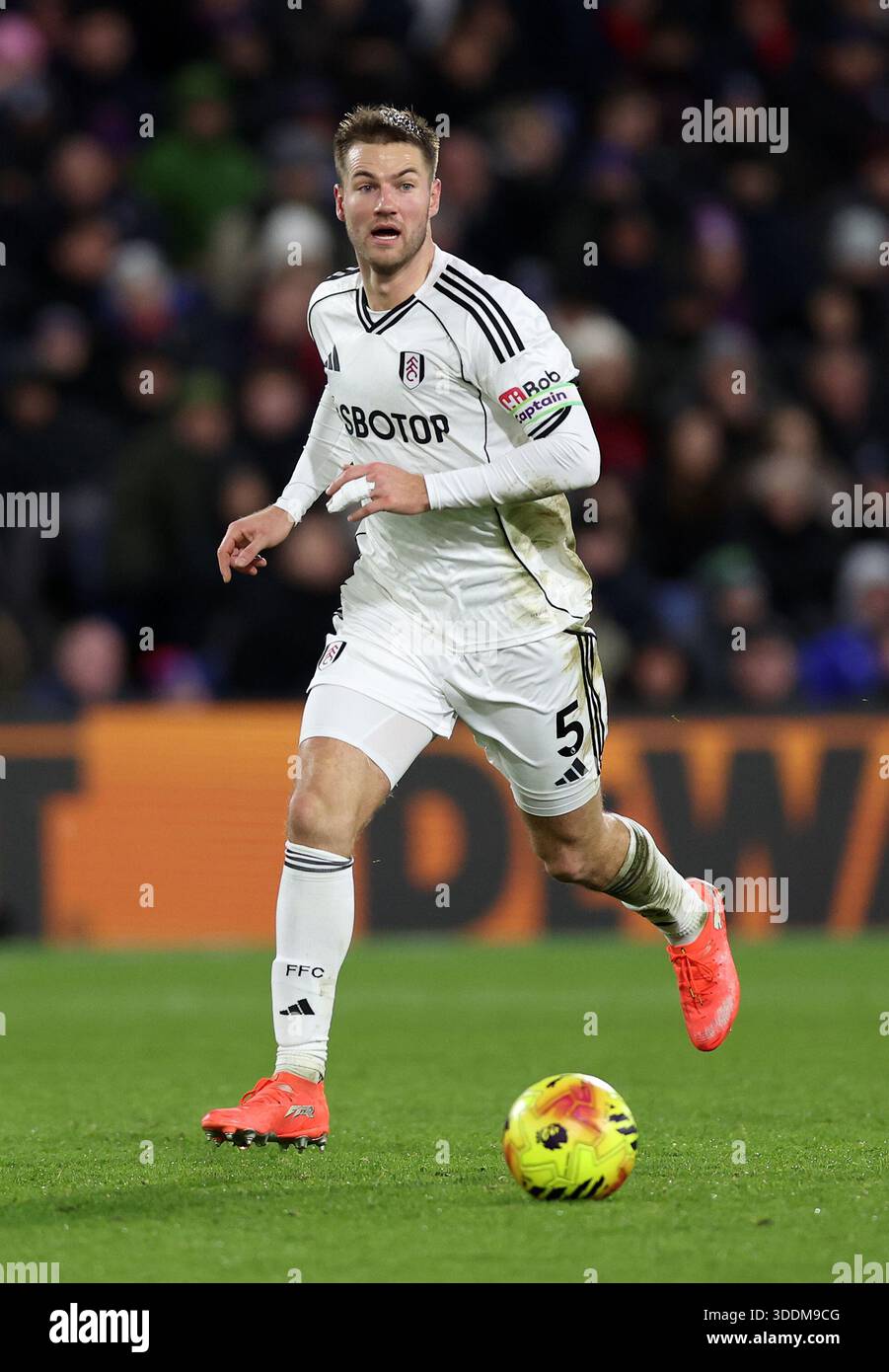 London, England, 1st January 2026. Joachim Andersen of Fulham during ...