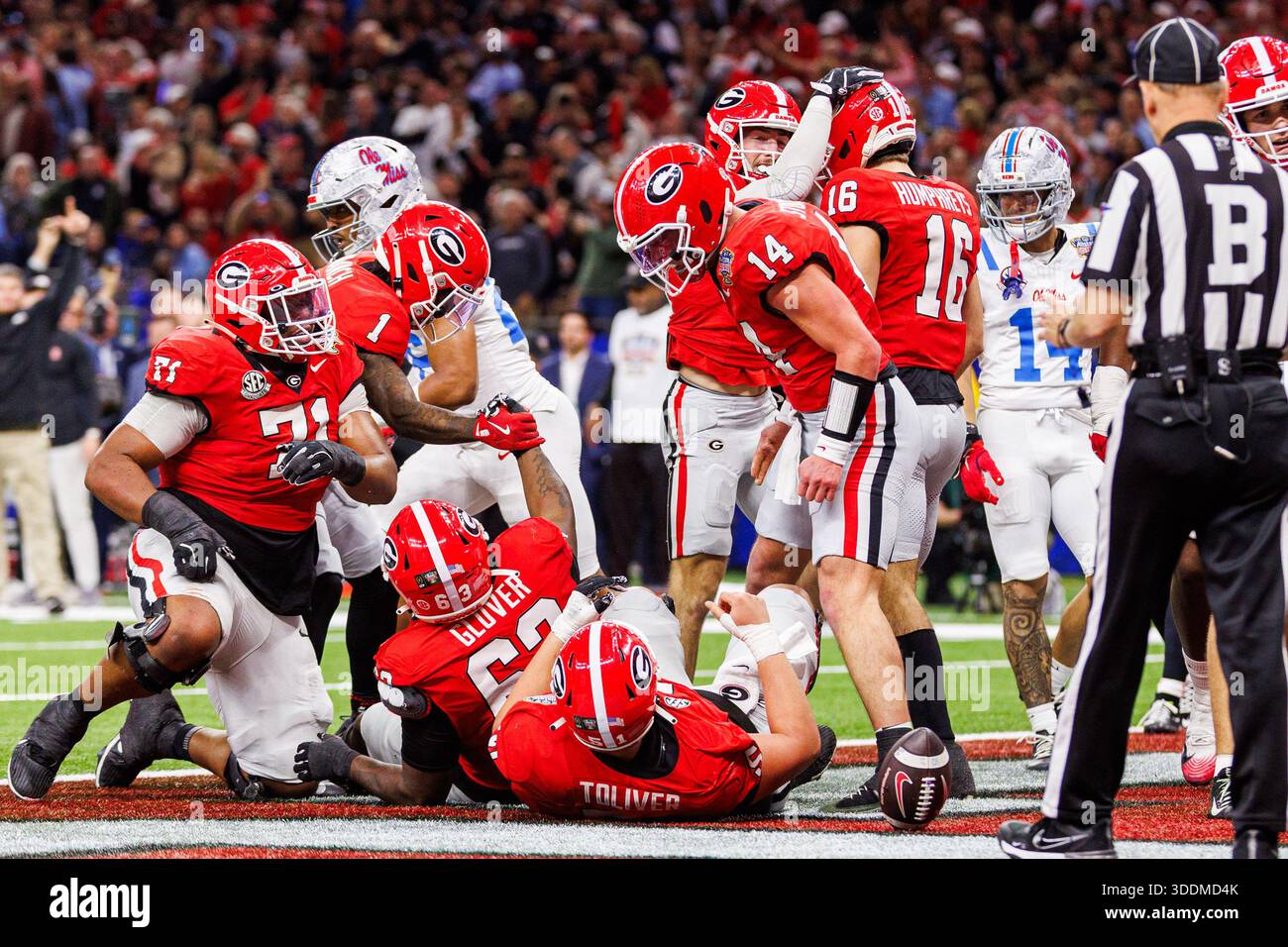 January 01, 2026: Georgia quarterback Gunner Stockton (14) scores ...