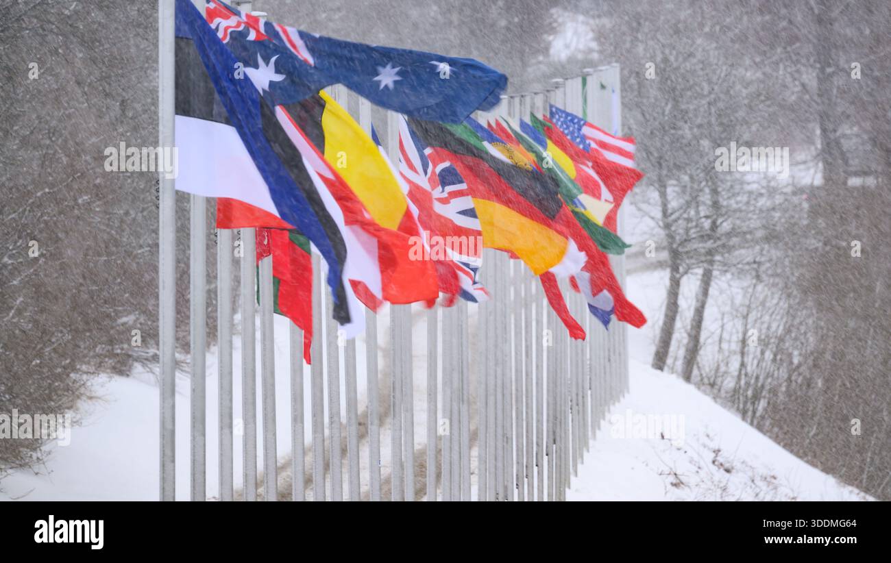 02 January 2026, North Rhine-Westphalia, Winterberg: Skeleton: World ...