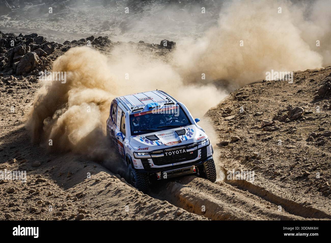 503 BASSO Ronald (fra), MENARD Julien (fra), Team Land Cruiser Toyota ...