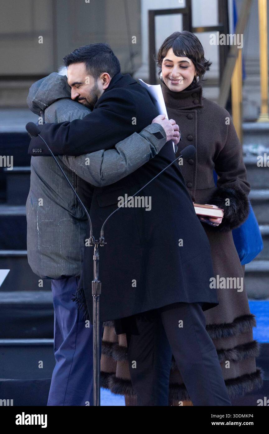 Bernie sanders and zohran mamdani hi-res stock photography and images ...