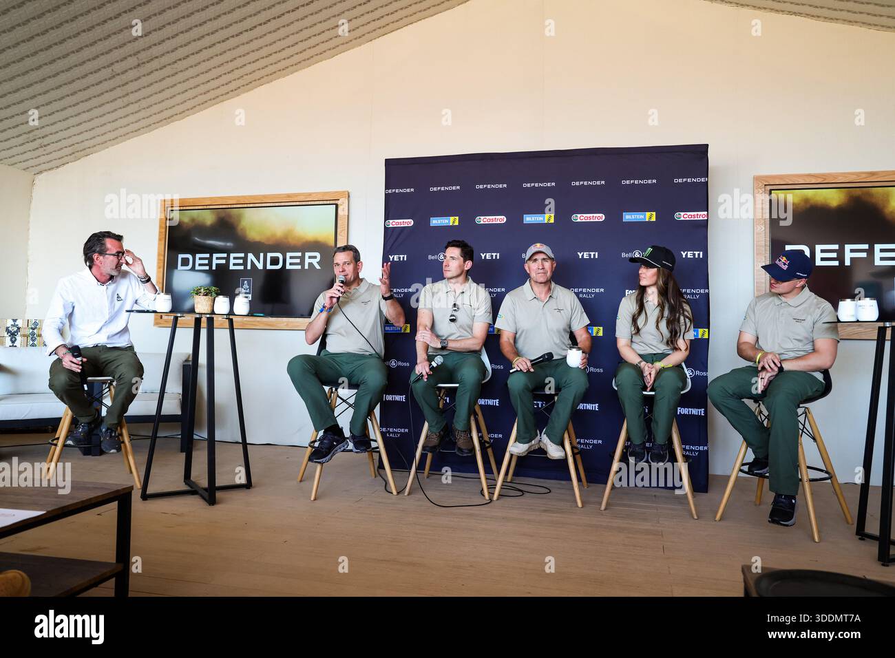 CAMERON Mark, Managing Director of Defender, JAMES Ian, Team Principal ...