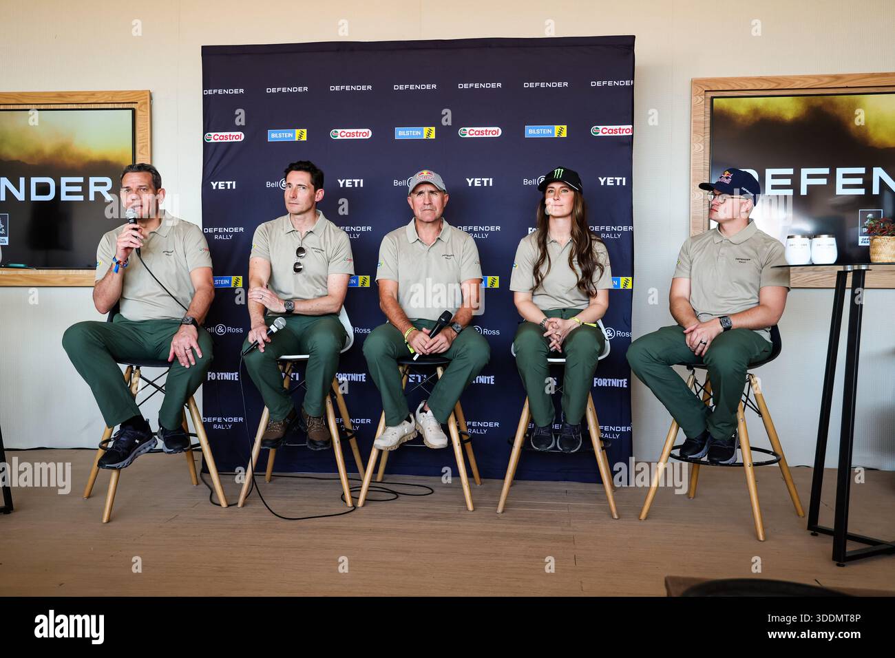 CAMERON Mark, Managing Director of Defender, JAMES Ian, Team Principal ...