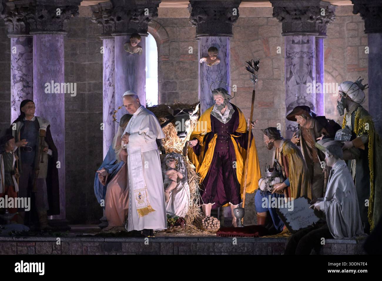 On december 31 2025 hi-res stock photography and images - Alamy