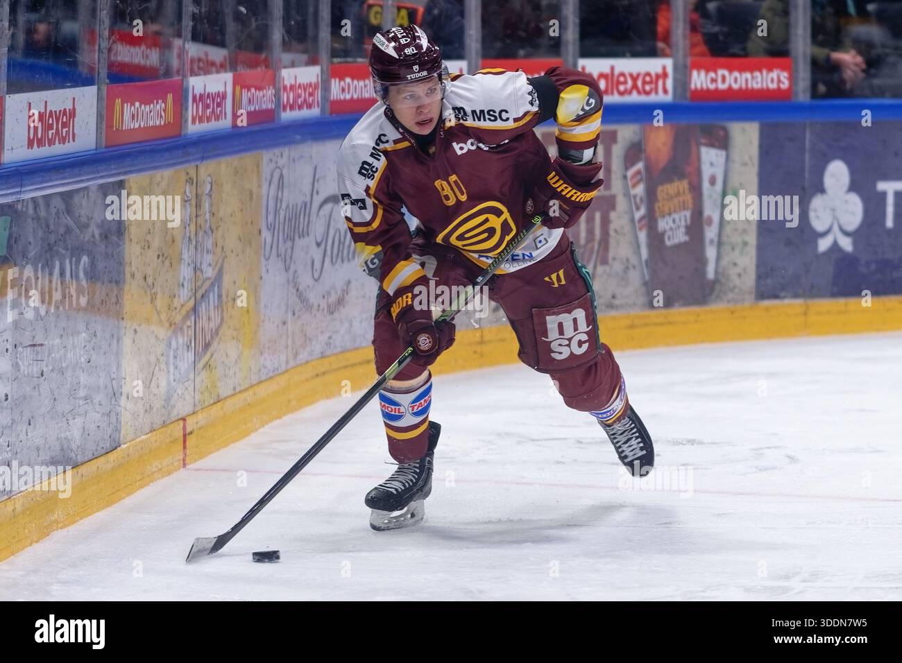 Simas Ignatavicius (80 Geneve-Servette HC) in action (close up) during ...