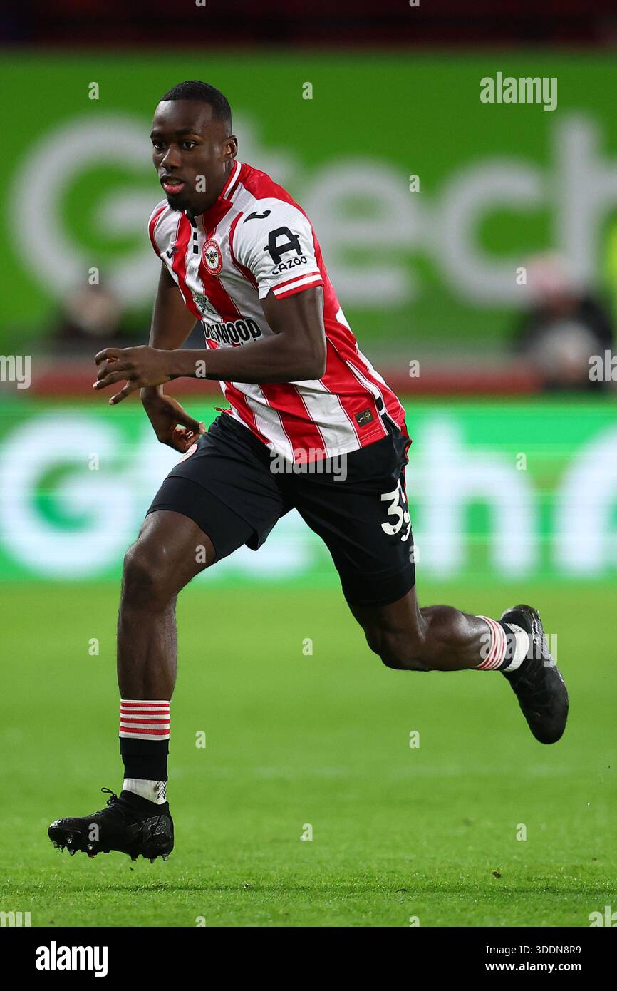 London, England, 1st January 2026. Michael Kayode of Brentford during ...