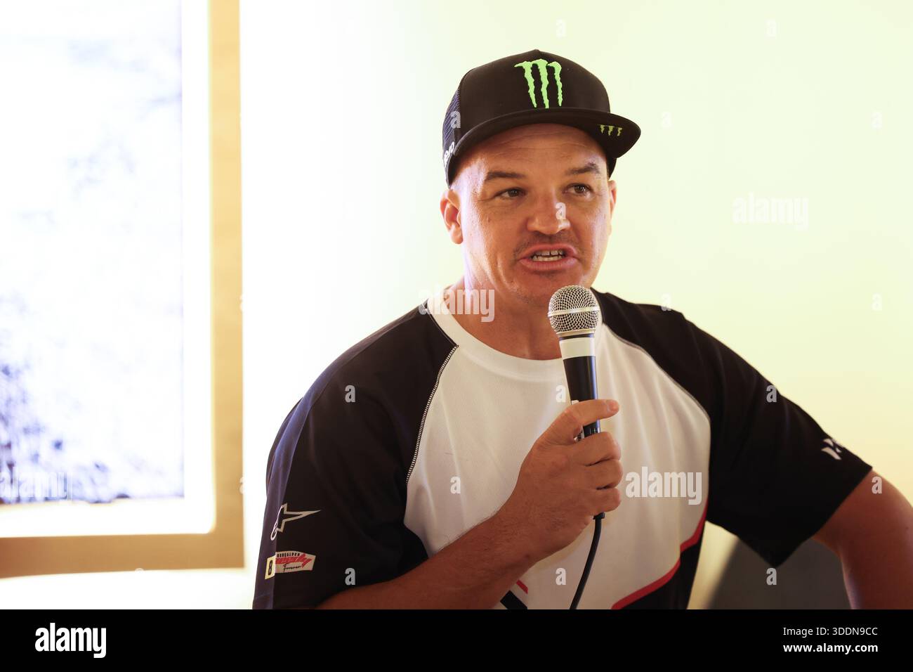 conference de presse, press conference BRANCH Ross (bot), Hero ...