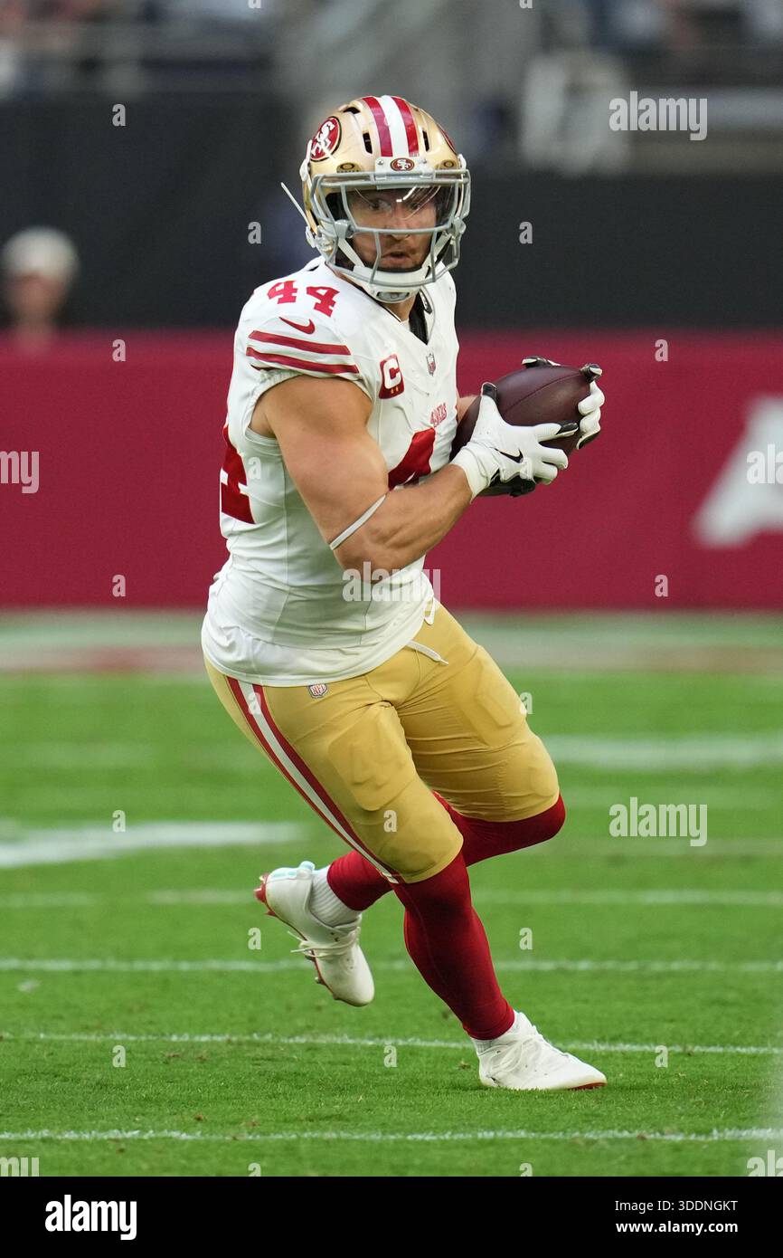 San Francisco 49ers fullback Kyle Juszczyk (44) against the Arizona ...