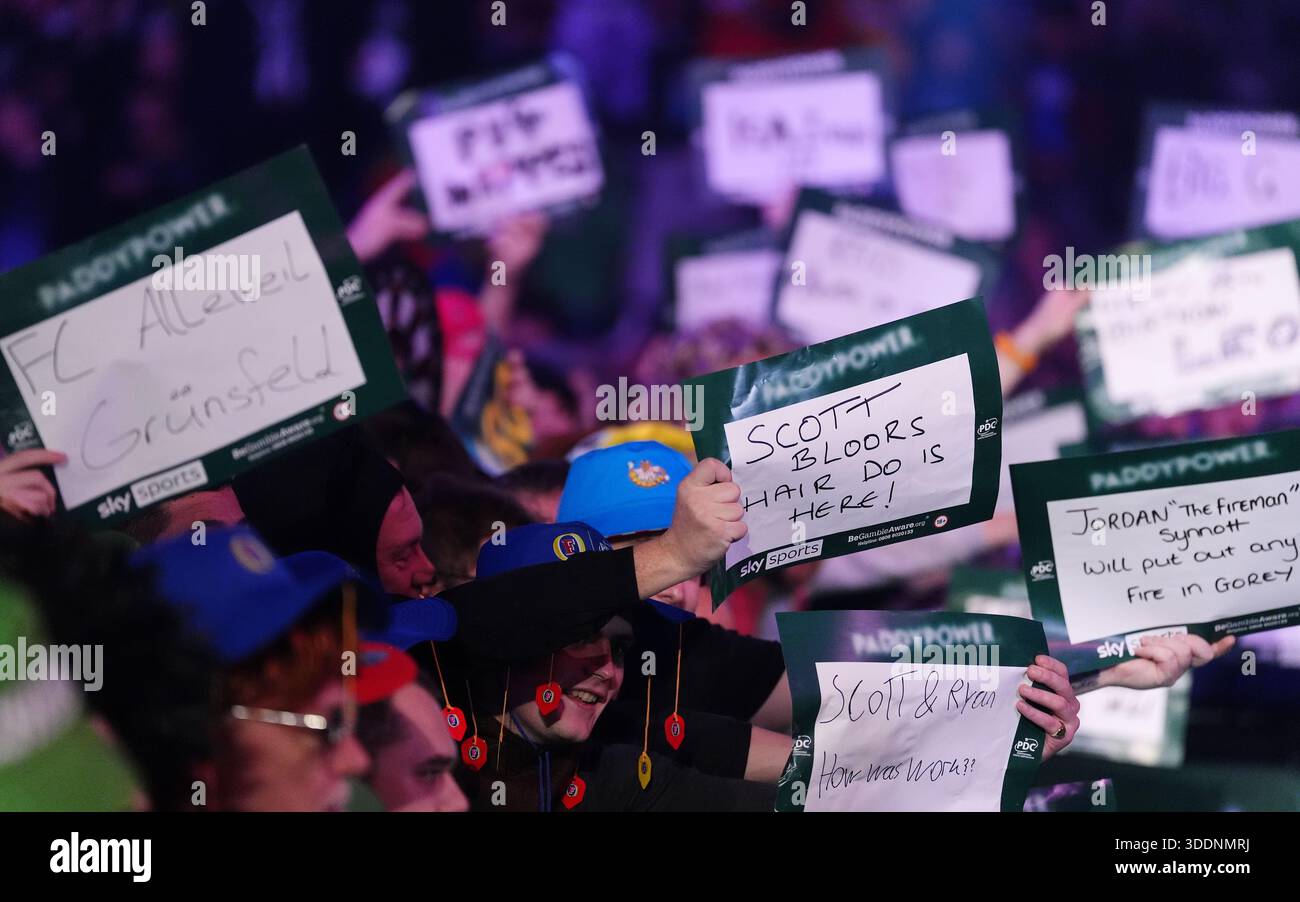 Blurred Paddy Power 180 banners on day nineteen of the Paddy Power ...