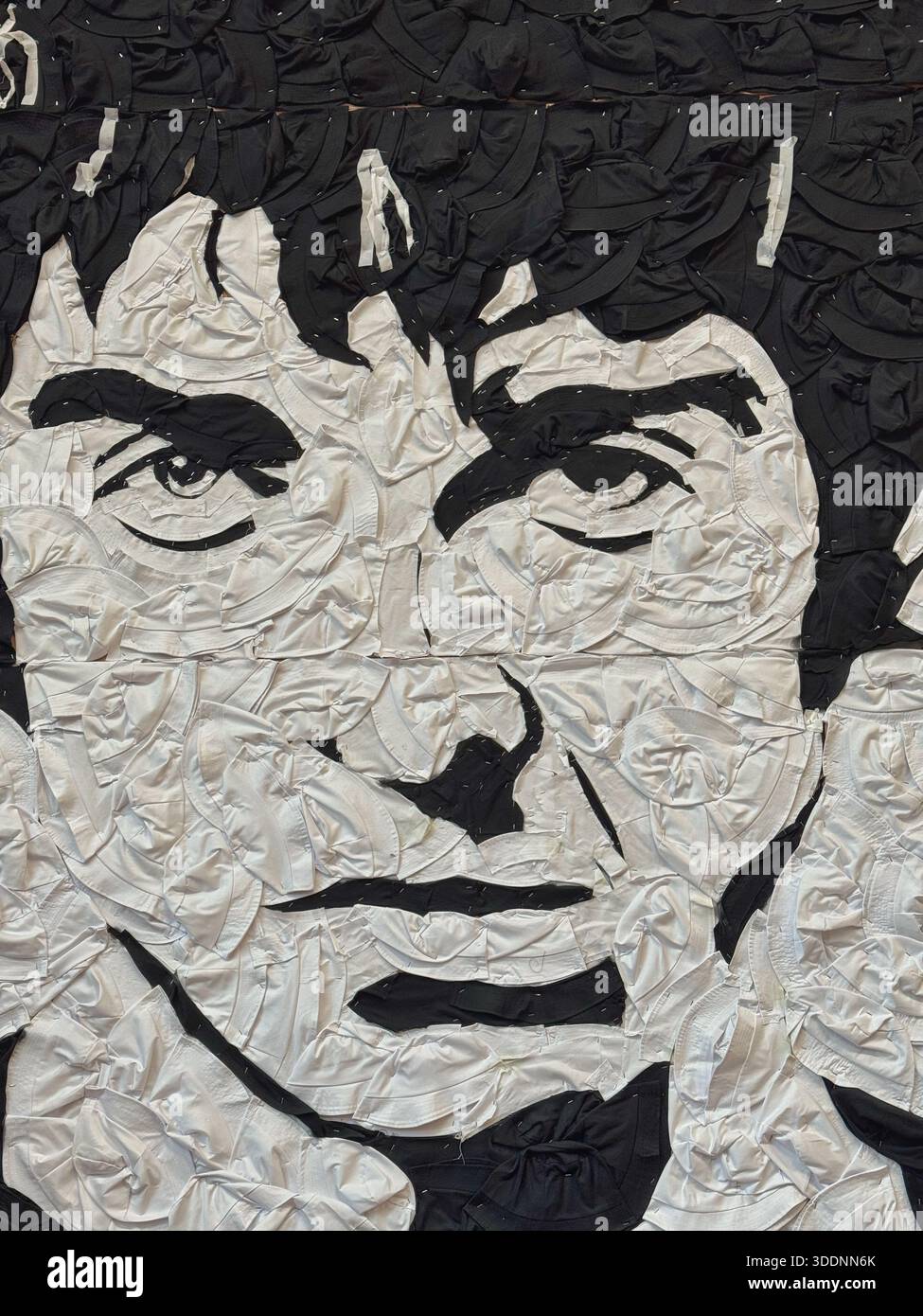 Liam and noel gallagher 2025 tour hi-res stock photography and images ...